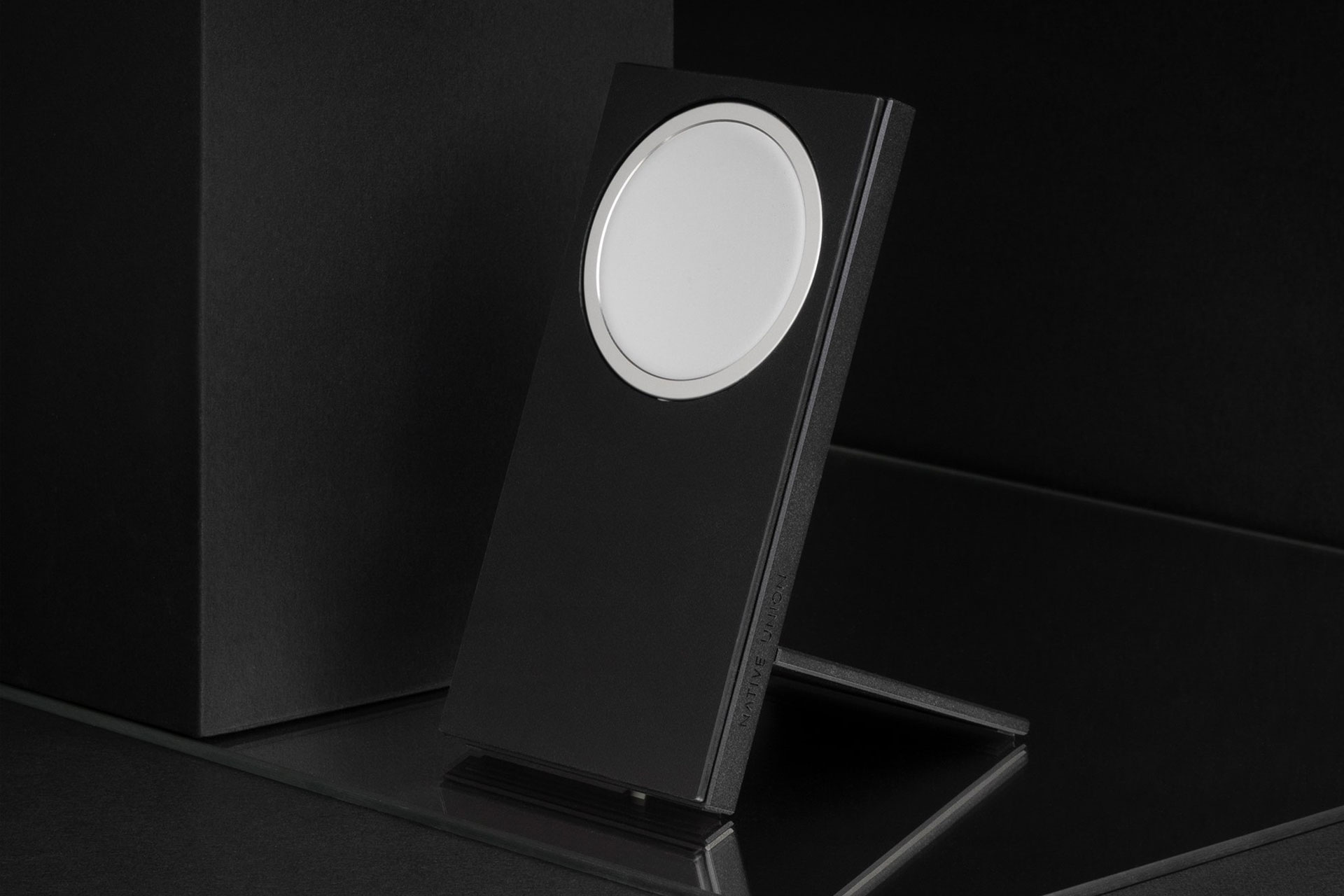 Native Union Rise Magsafe Dock | Uncrate