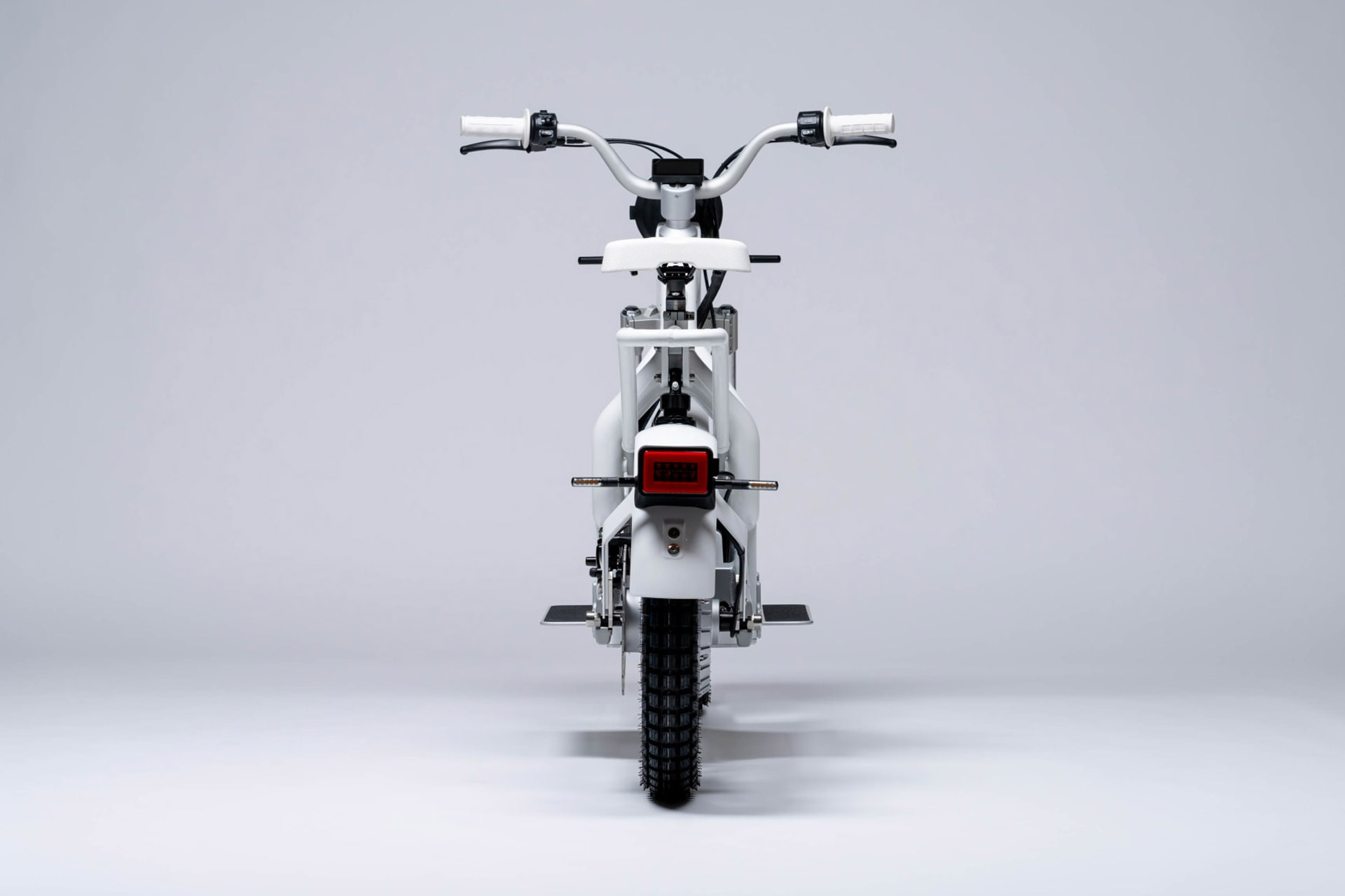 Cake Makka Electric Moped | Uncrate