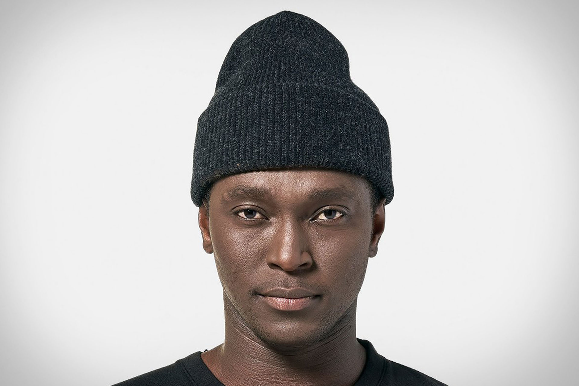 Holden Cashmere Cuff Beanie | Uncrate