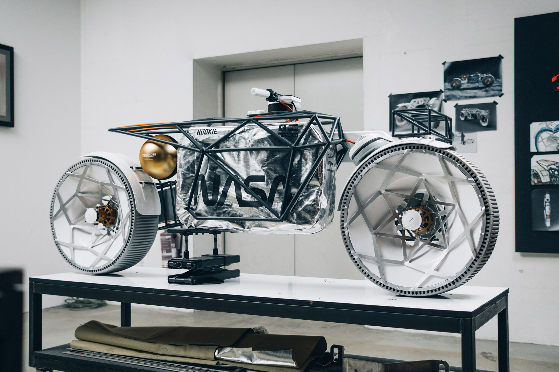 Hookie Co. Tardigrade Lunar Motorcycle Concept | Uncrate