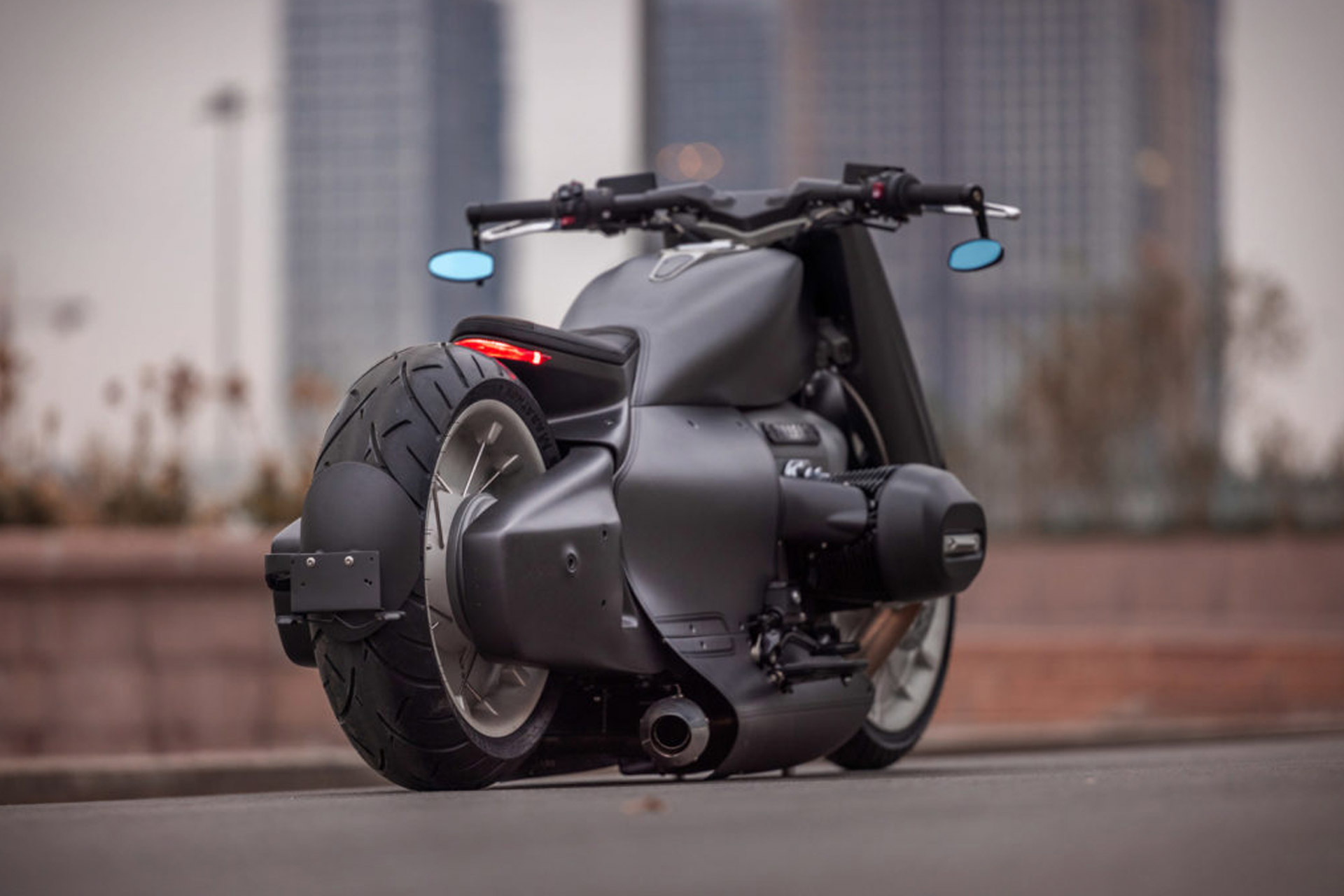 Zillers BMW R 18 Motorcycle | Uncrate
