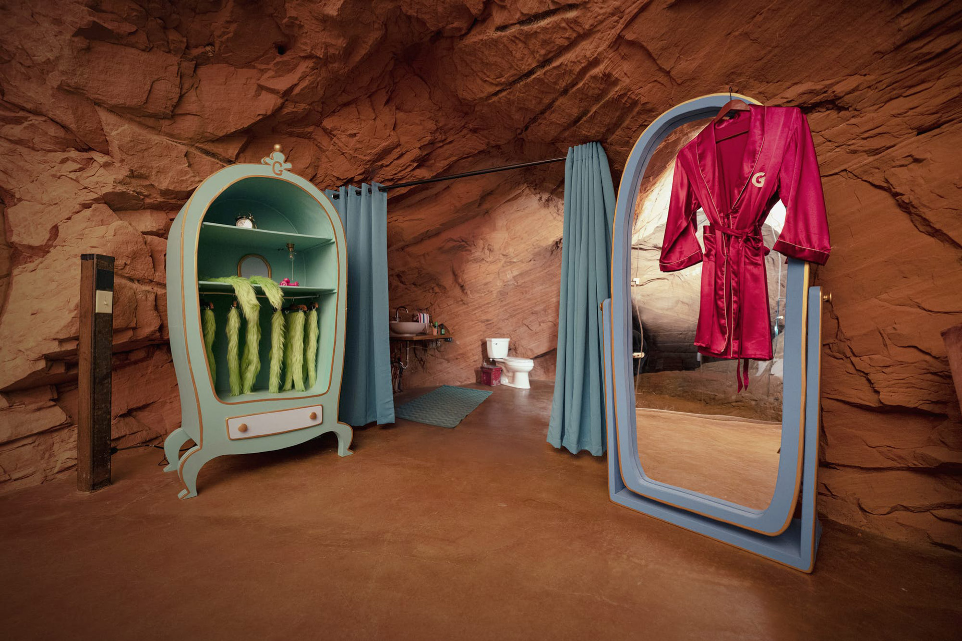 The Grinch's Cave | Uncrate