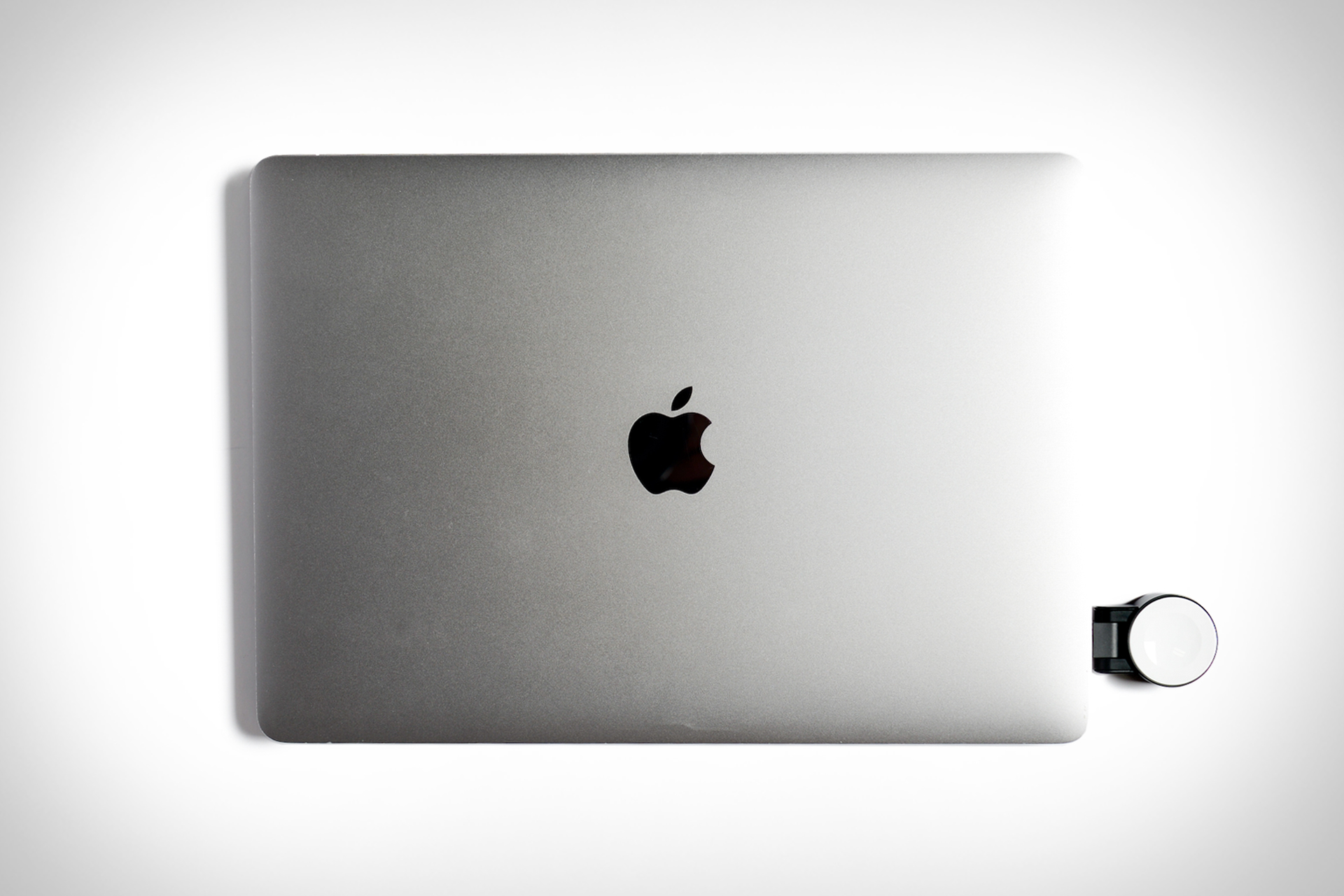 Native Union Apple Watch Puck | Uncrate