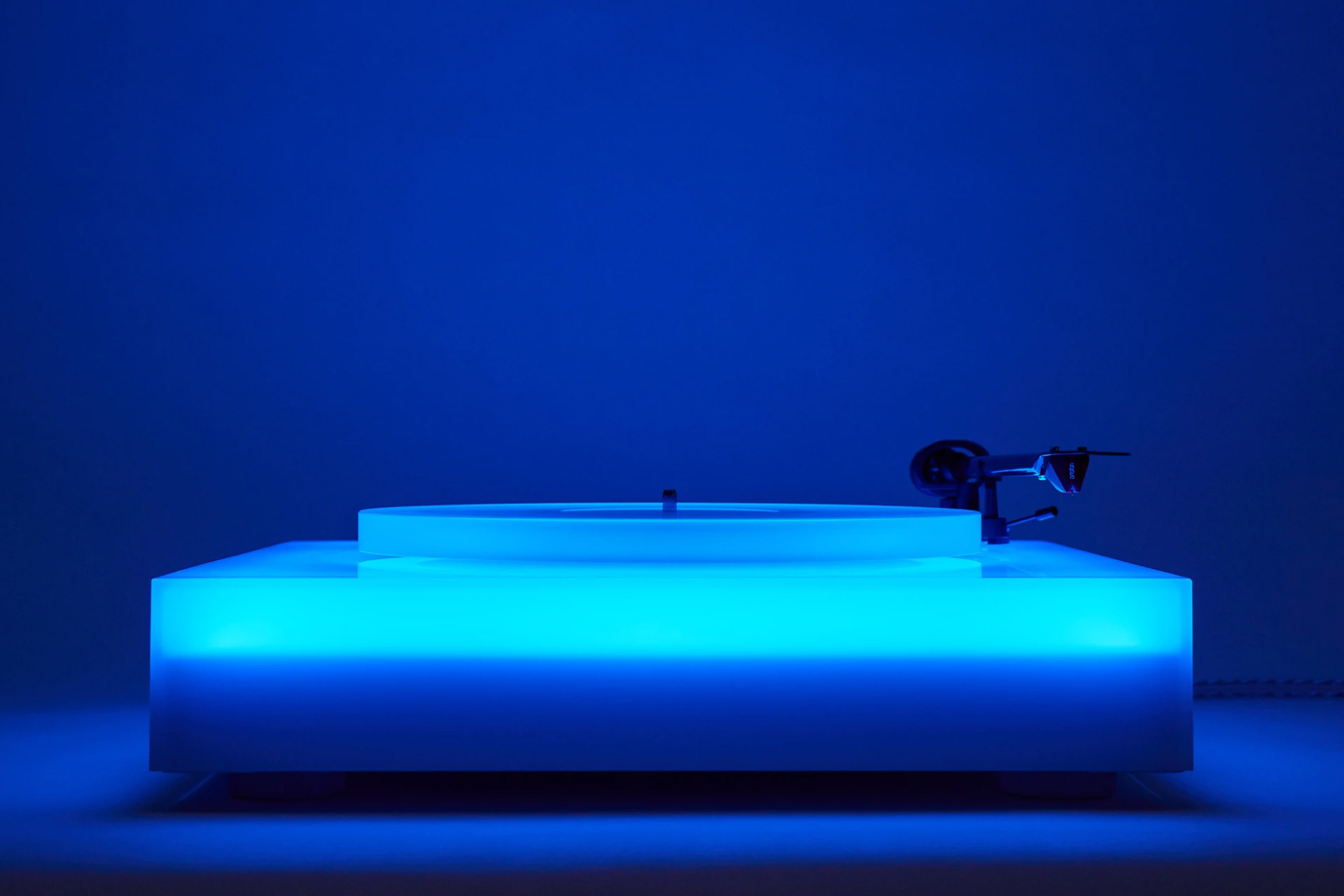 Brian Eno LED Turntable | Uncrate