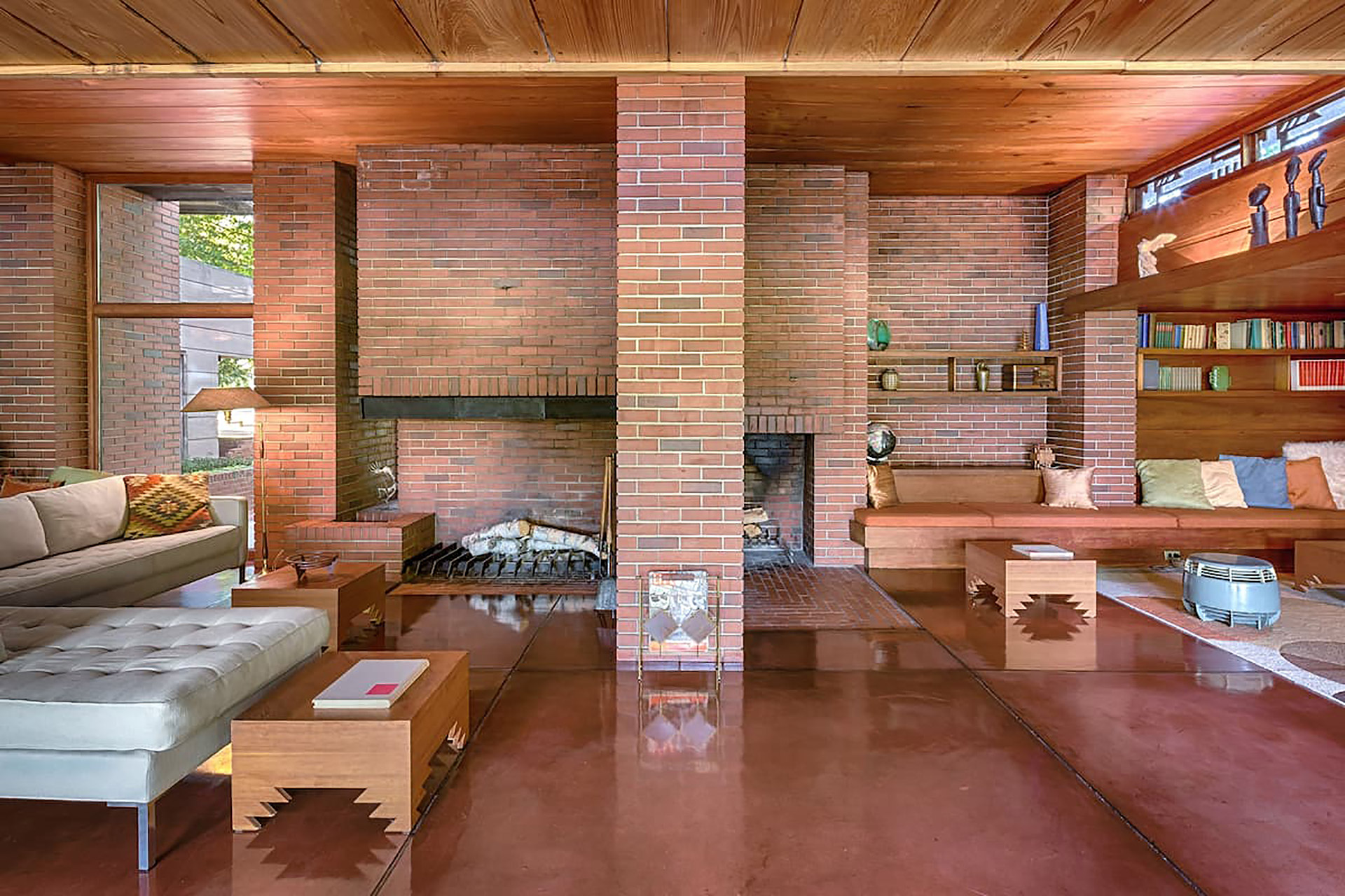 Frank Lloyd Wright's Still Bend House | Uncrate