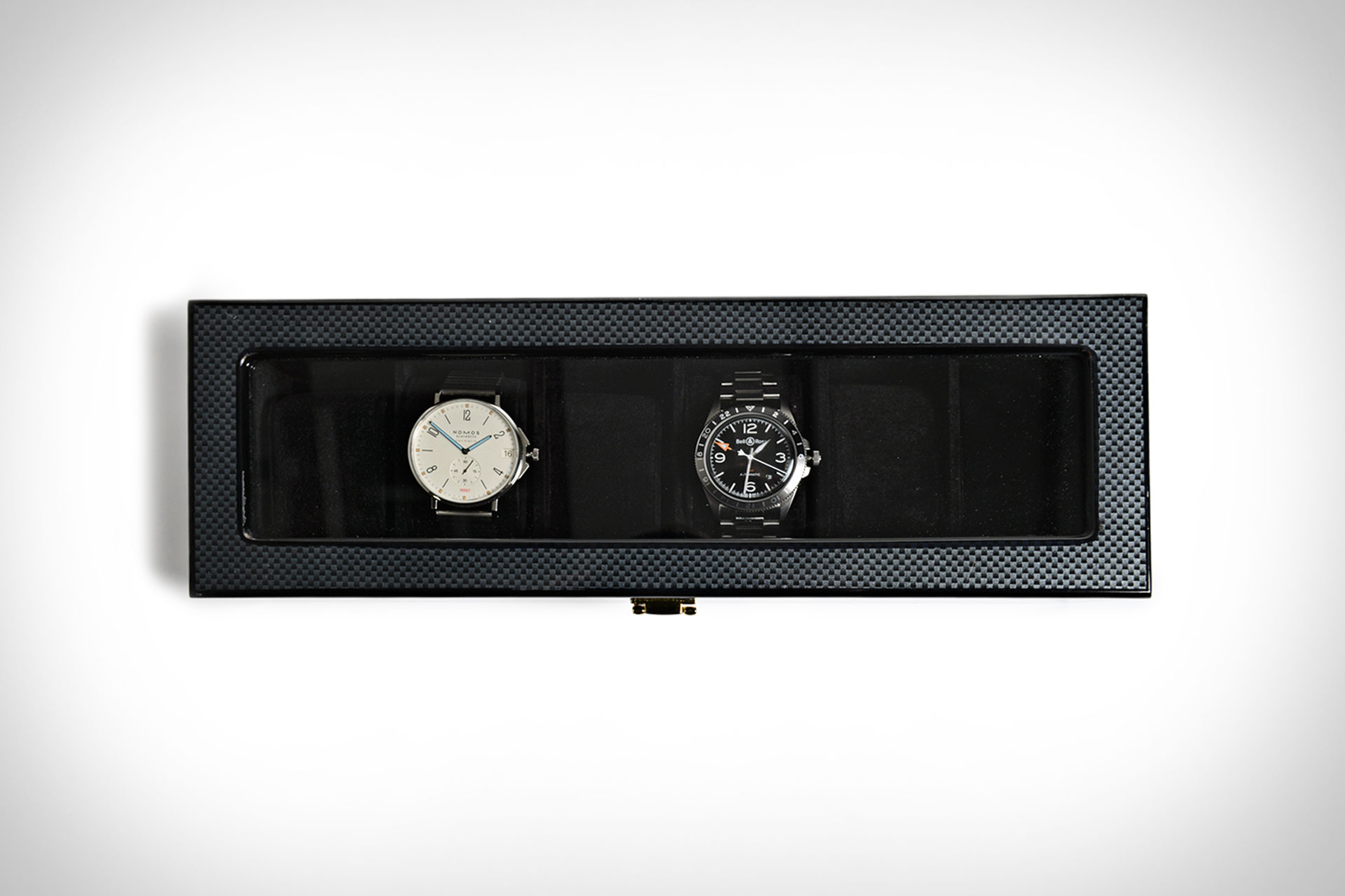 カーボンファイバーウォッチボックス | Uncrate