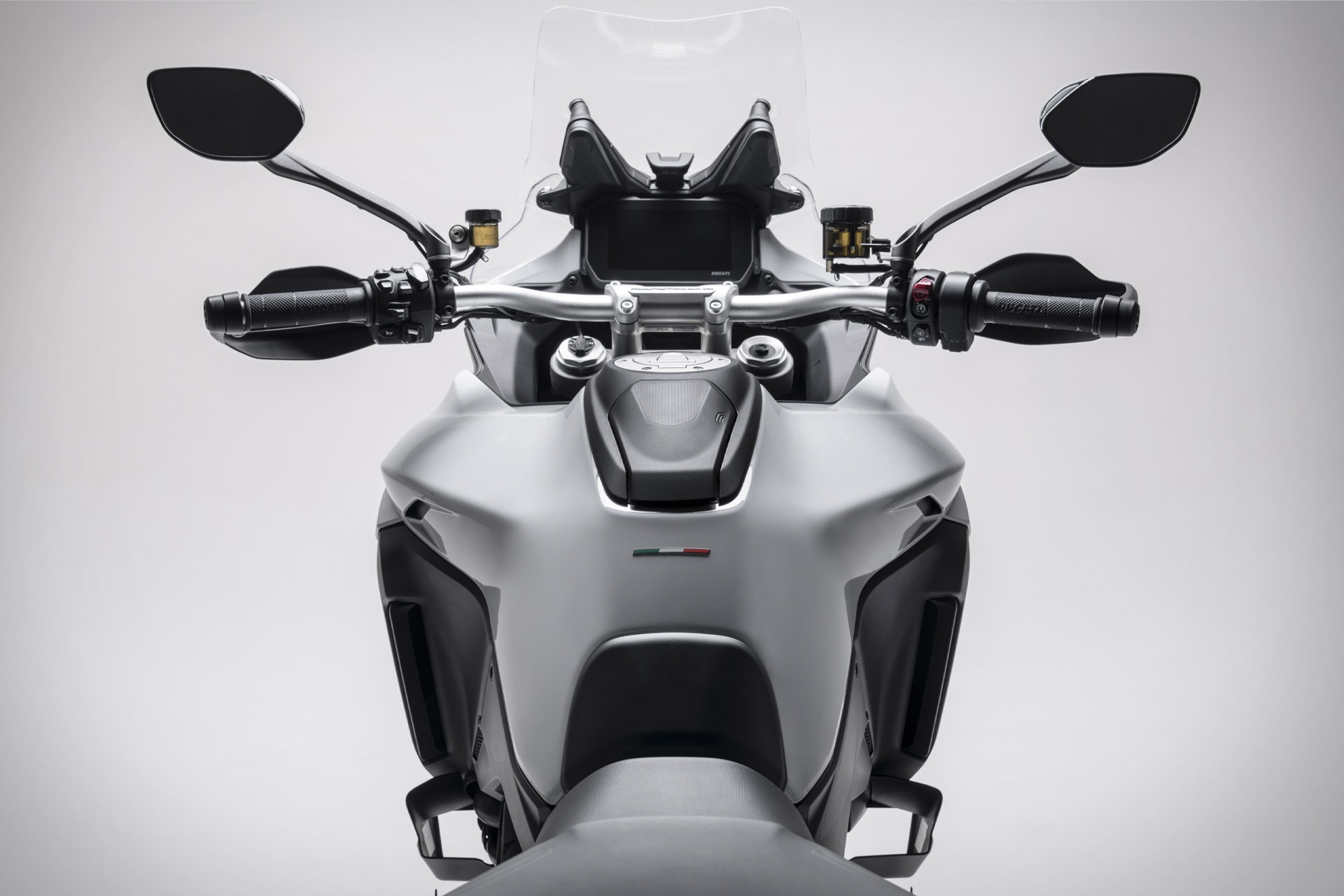 2022 Ducati Multistrada V4 S Motorcycle | Uncrate