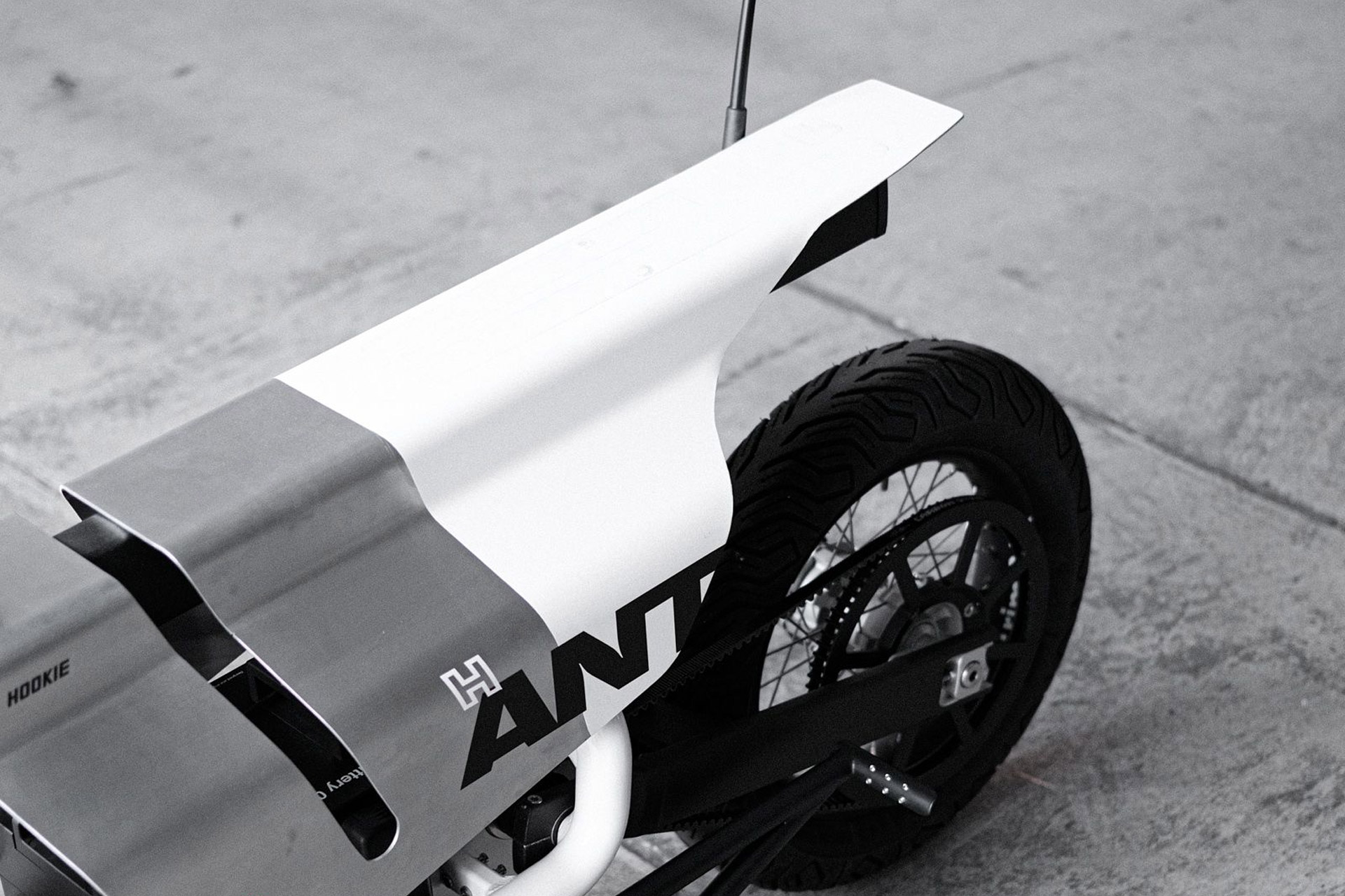 Hookie Co. Silver Ant Cake Osa+ Motorcycle | Uncrate