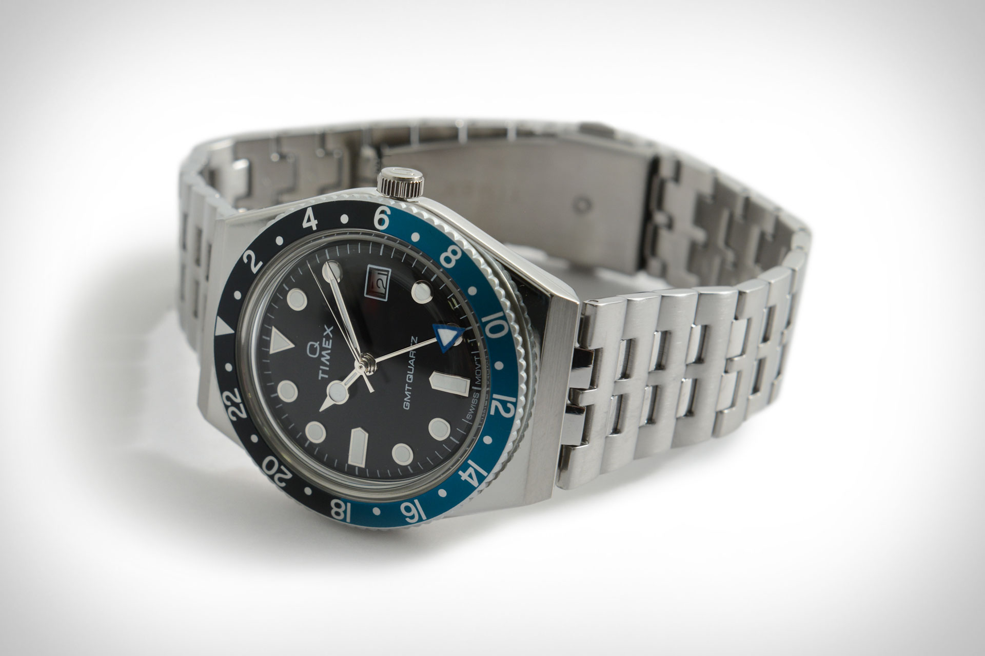 Timex Q GMT-Uhr | Uncrate