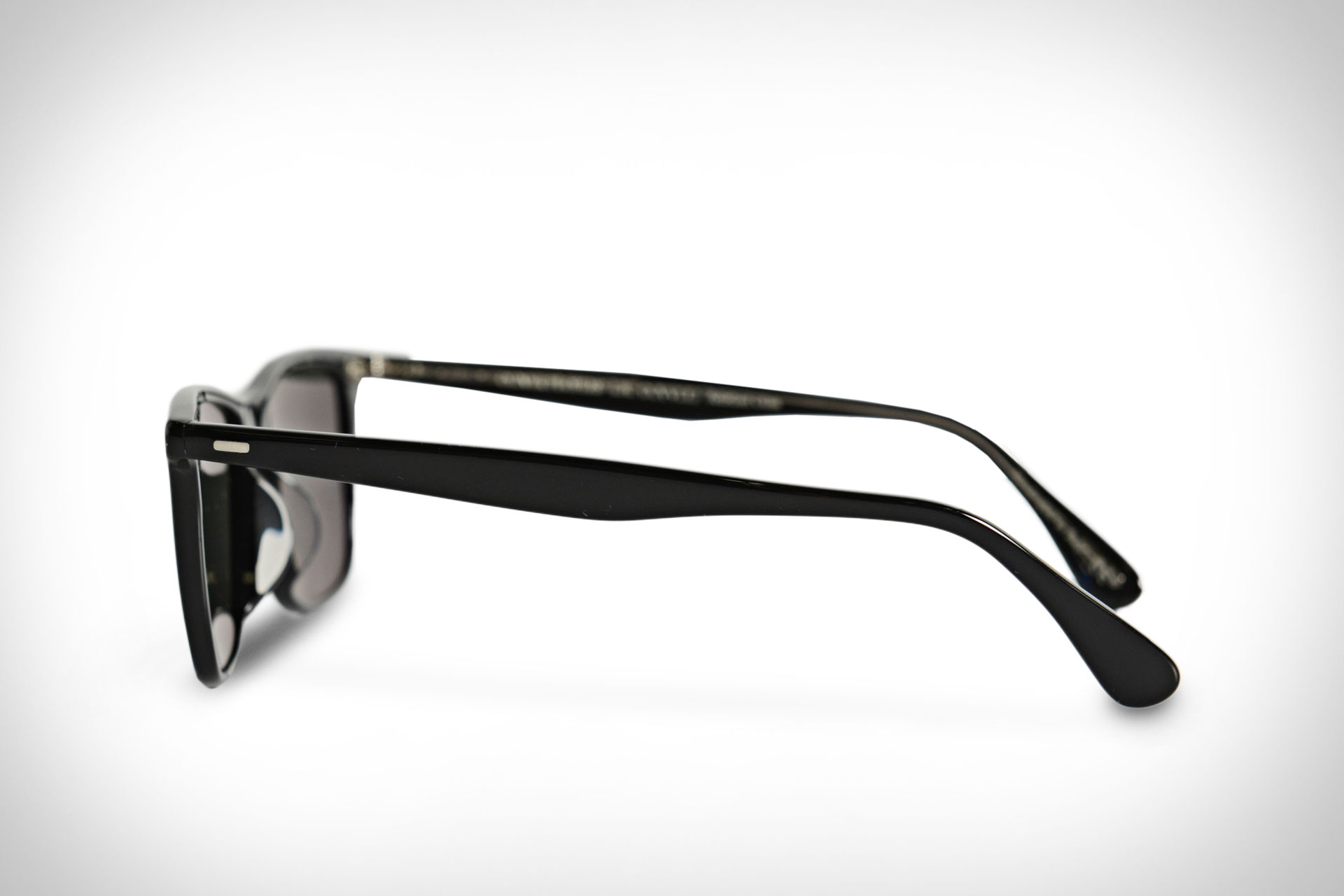 Oliver Peoples Ollis Sunglasses | Uncrate