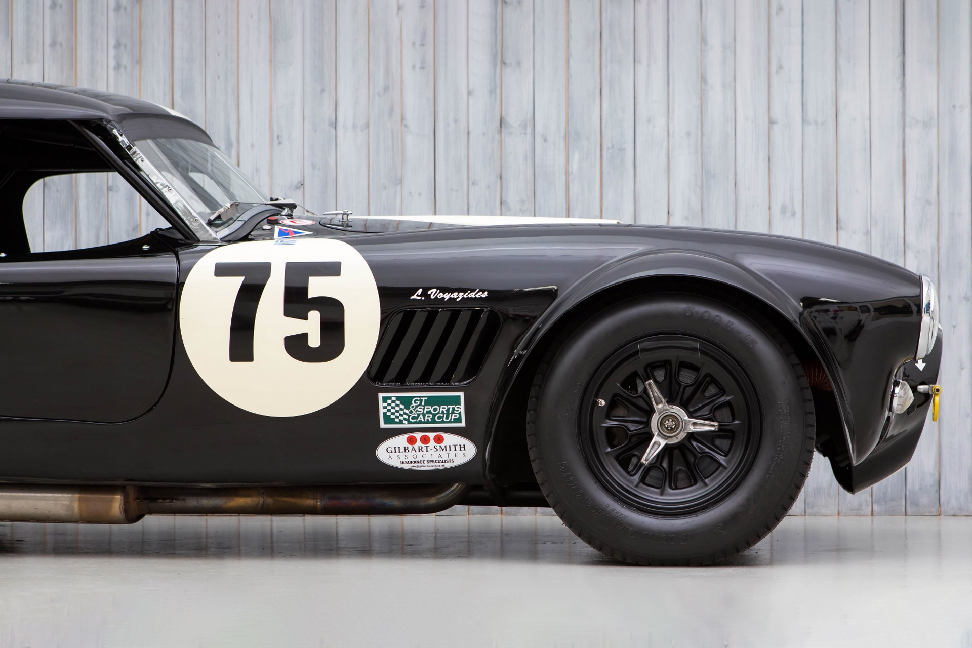 1964 Shelby Cobra 289 Race Car | Uncrate