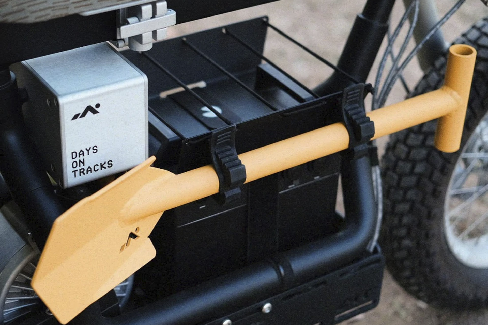 Hookie Co. Cake Osa Adventure Kit | Uncrate