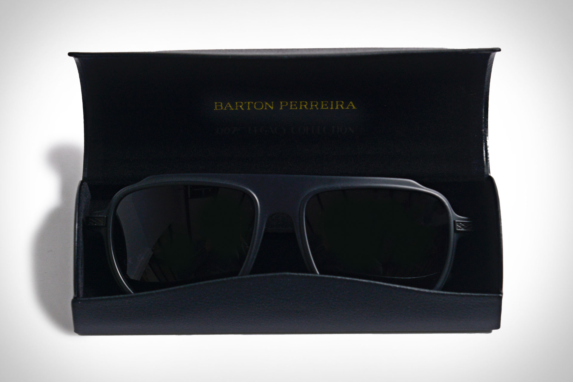 Barton Perreira 007 AVTAK 运动太阳镜 | Uncrate