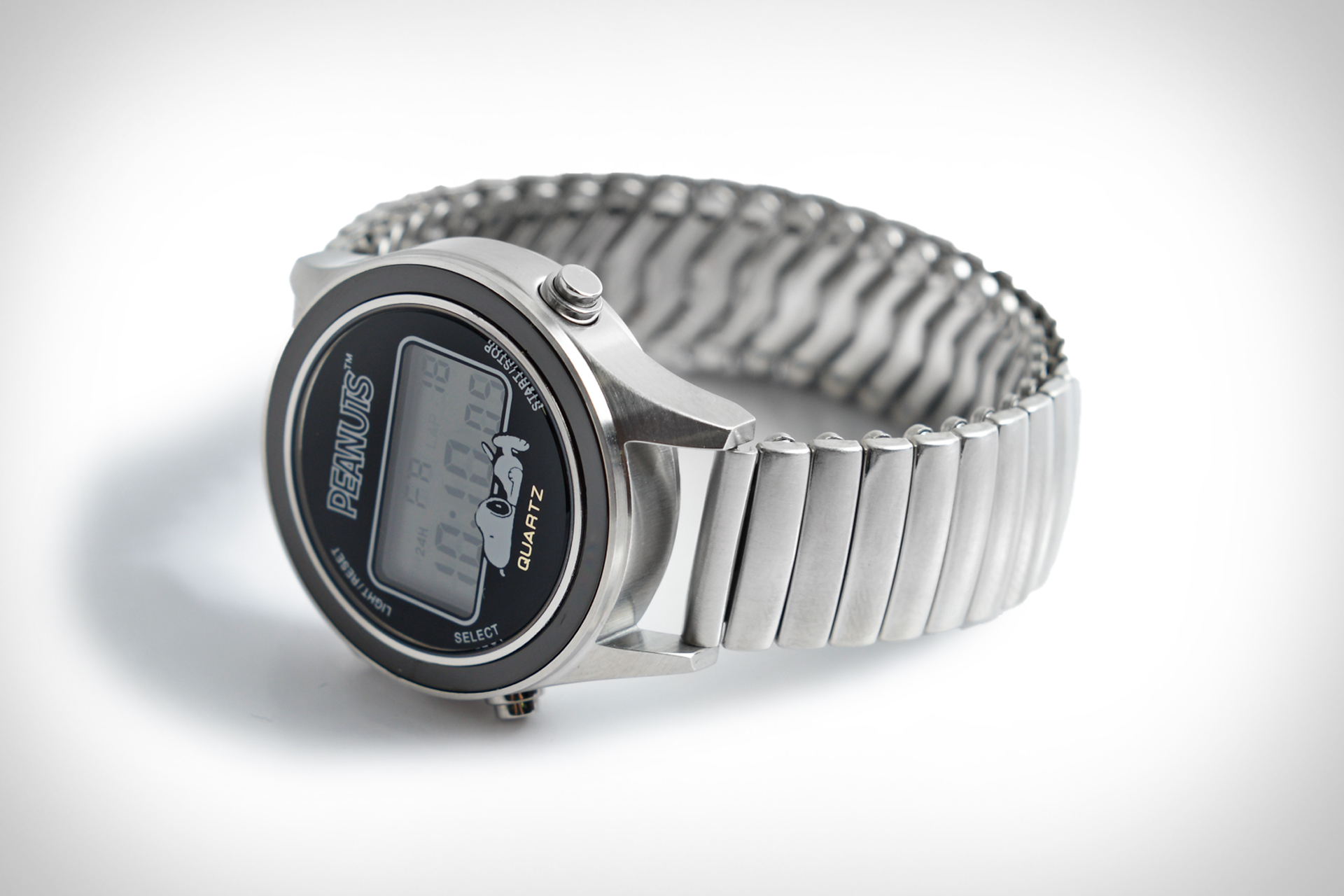 Vauge Watch Co Snoopy reloj digital | Uncrate