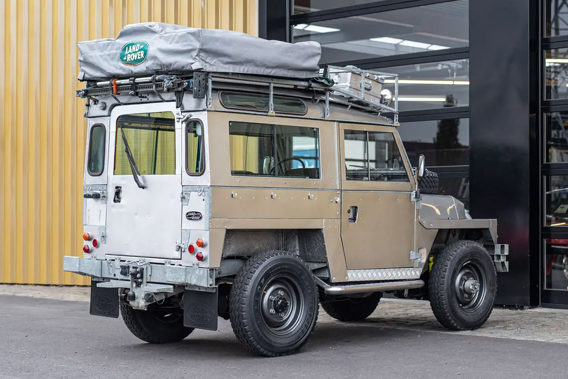 1972 Land Rover Lightweight 88 Adventure SUV | Uncrate