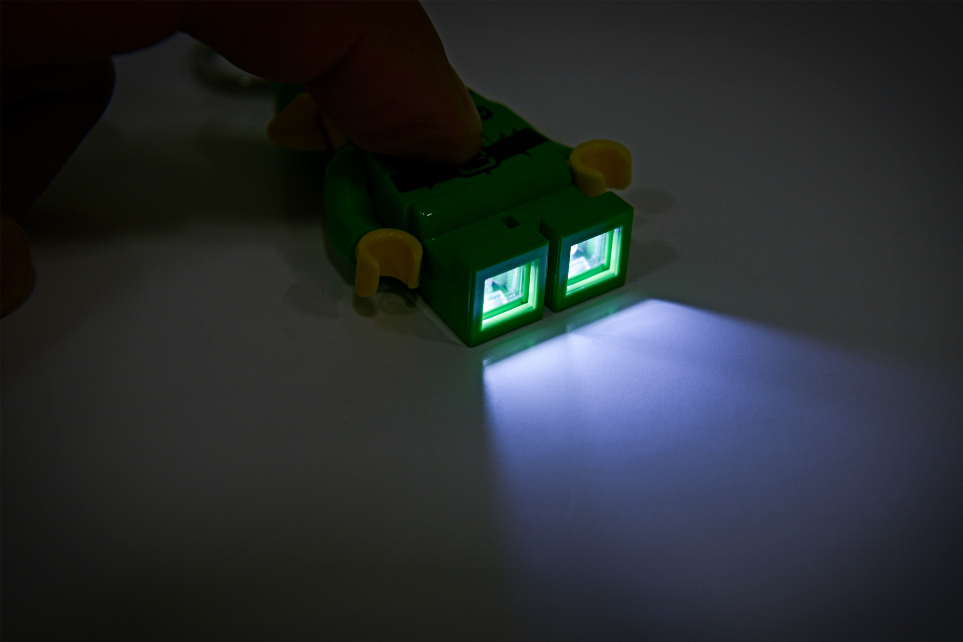LEGO Elf Flashlight Keychain | Uncrate