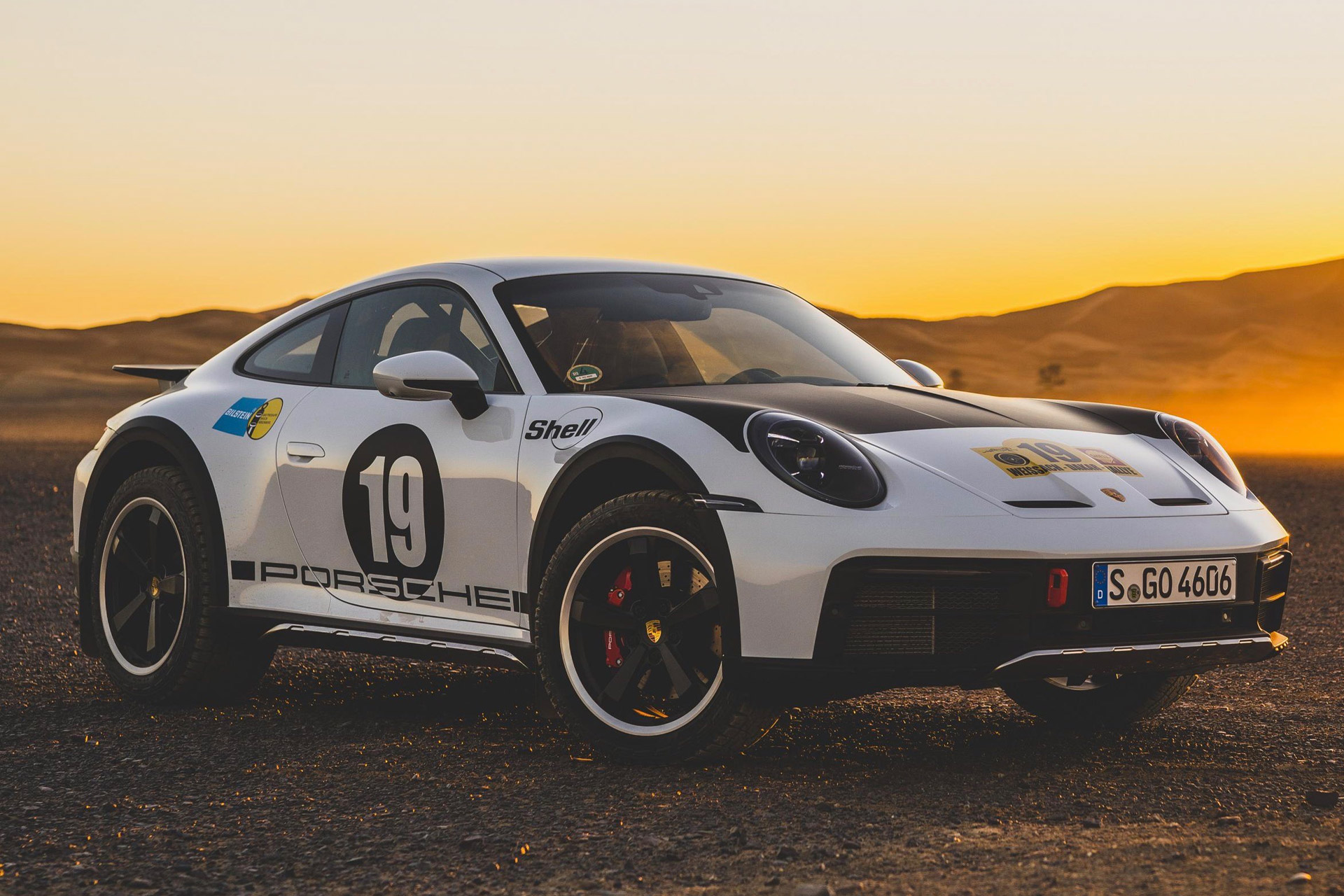 Porsche 911 Dakar 1970s Rally Wraps | Uncrate