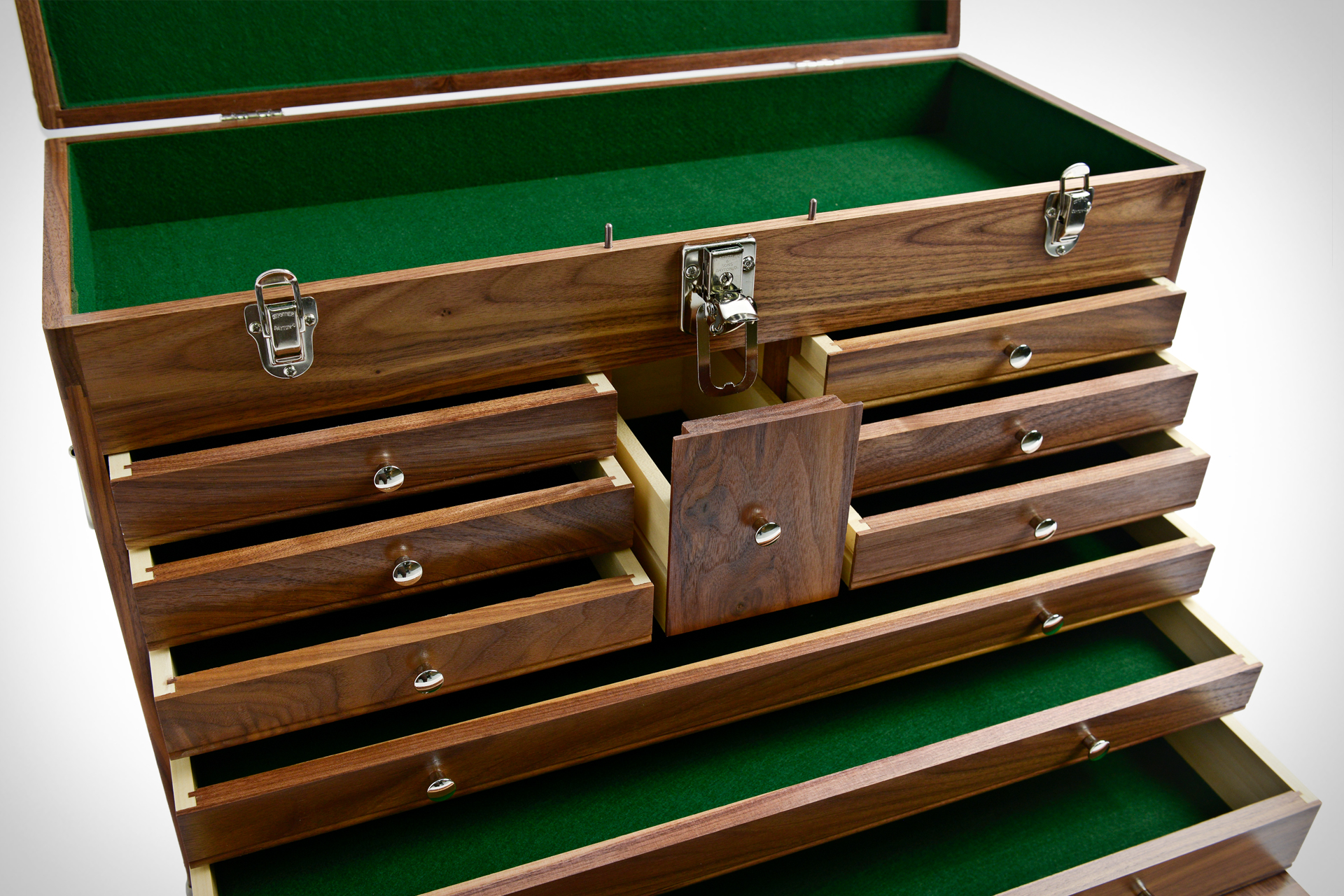 Gerstner 2610 Journeyman Chest | Uncrate