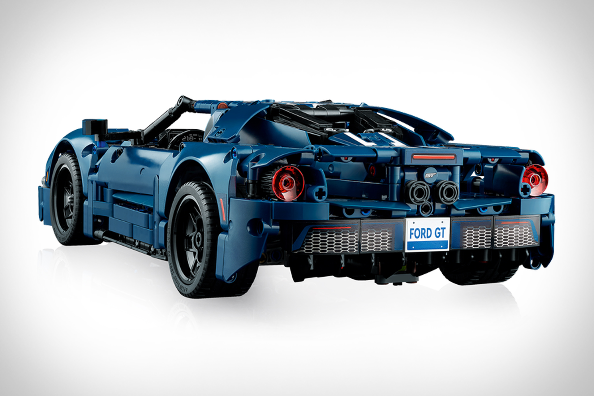 LEGO 2022 Ford GT | Uncrate