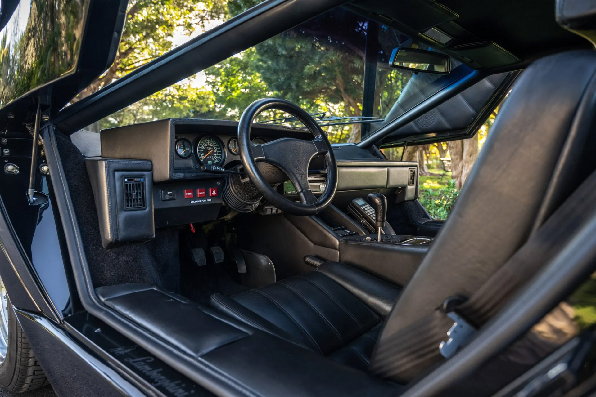 Rod Stewart's 1989 Lamborghini Countach 25th Anniversary | Uncrate