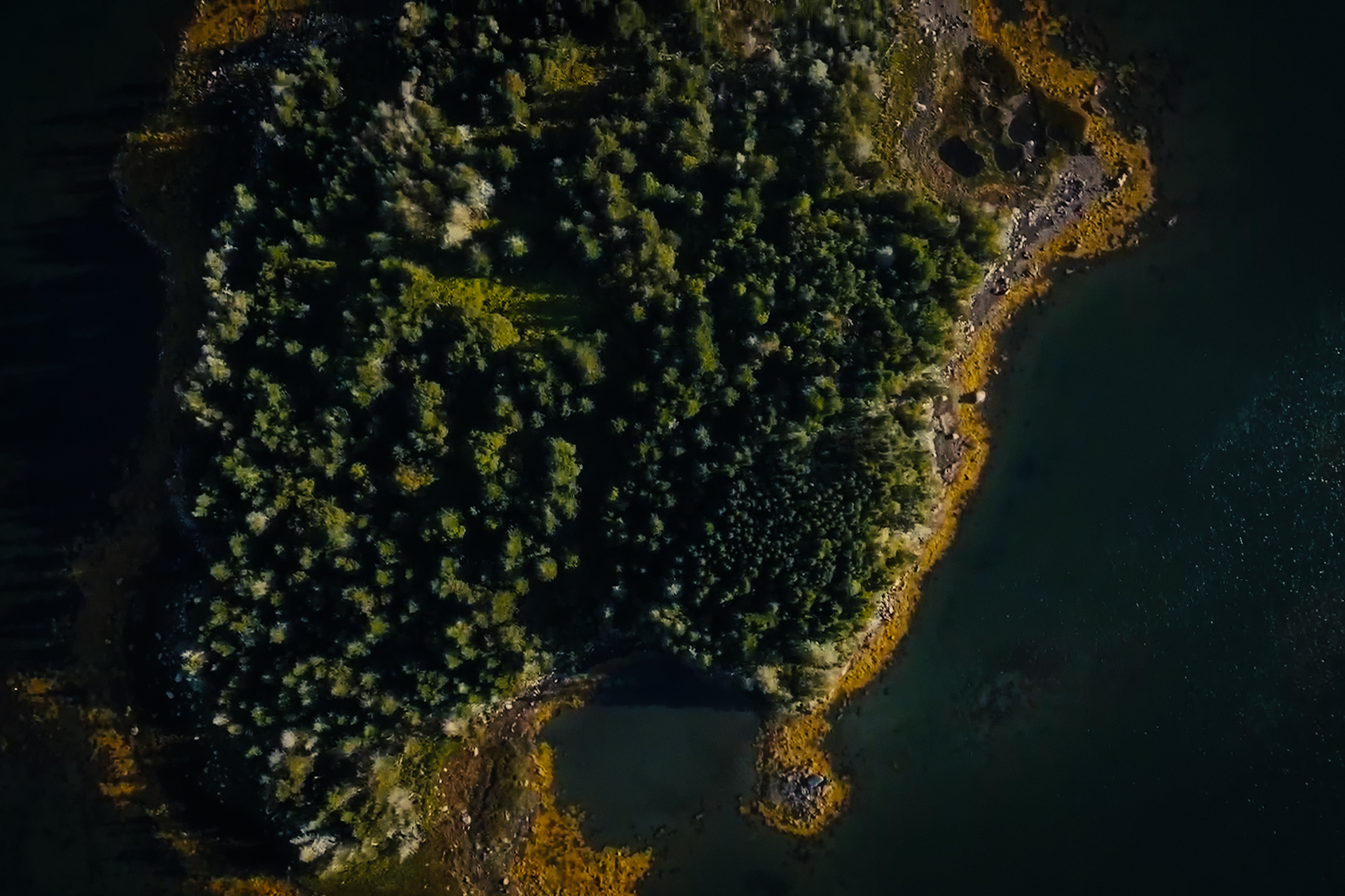 沃勒巴克岛 | Uncrate