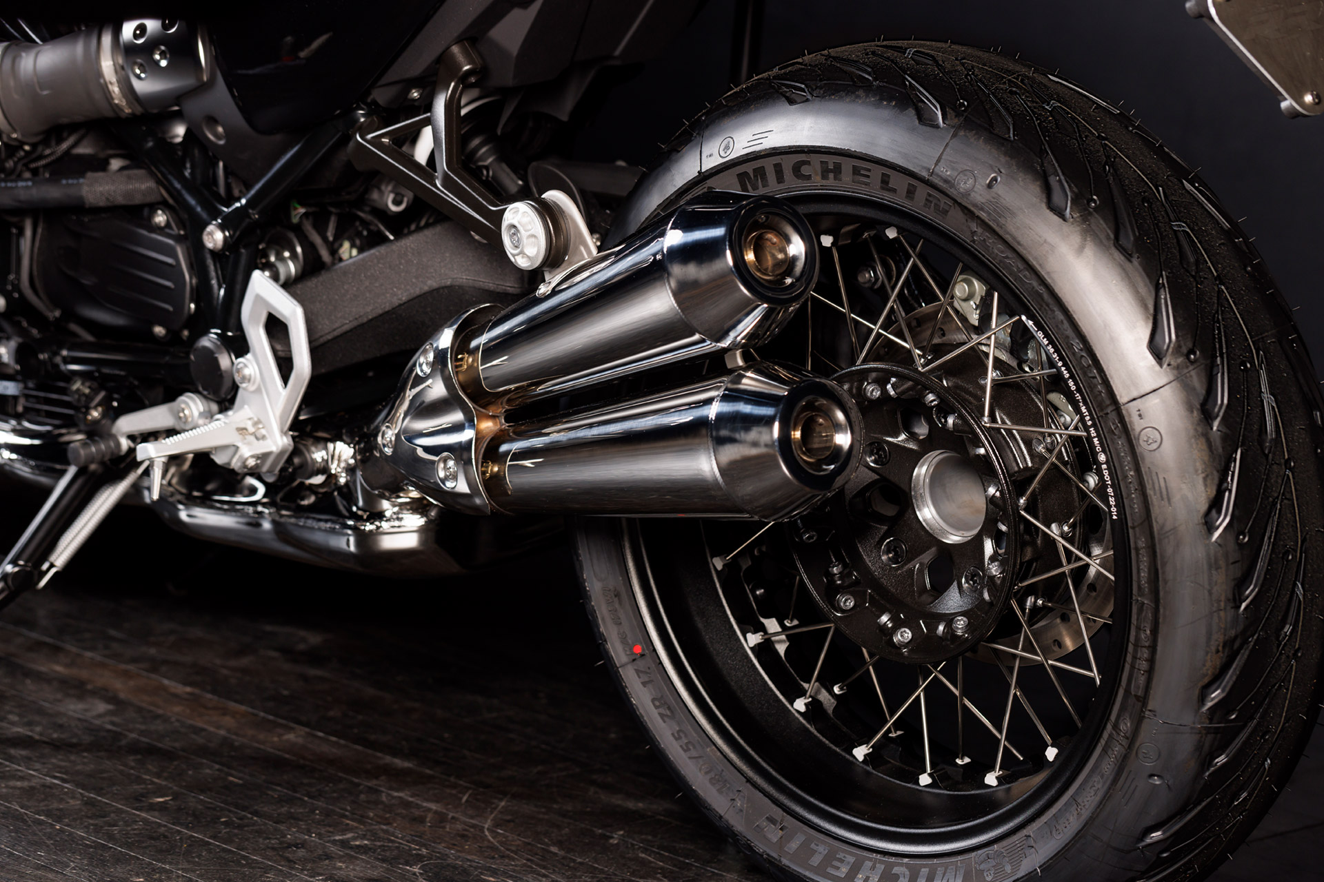 2024 BMW R 12 nineT Motorcycle | Uncrate