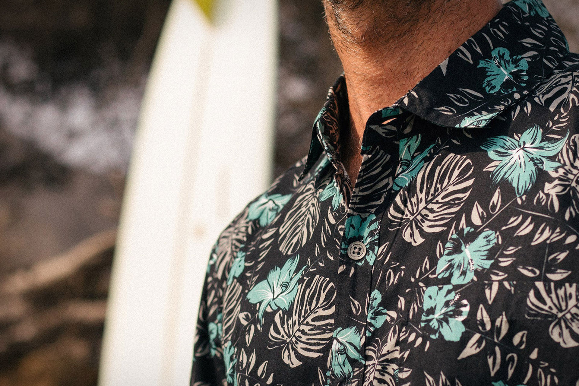 アイロン＆レジンアロハシャツ | Uncrate