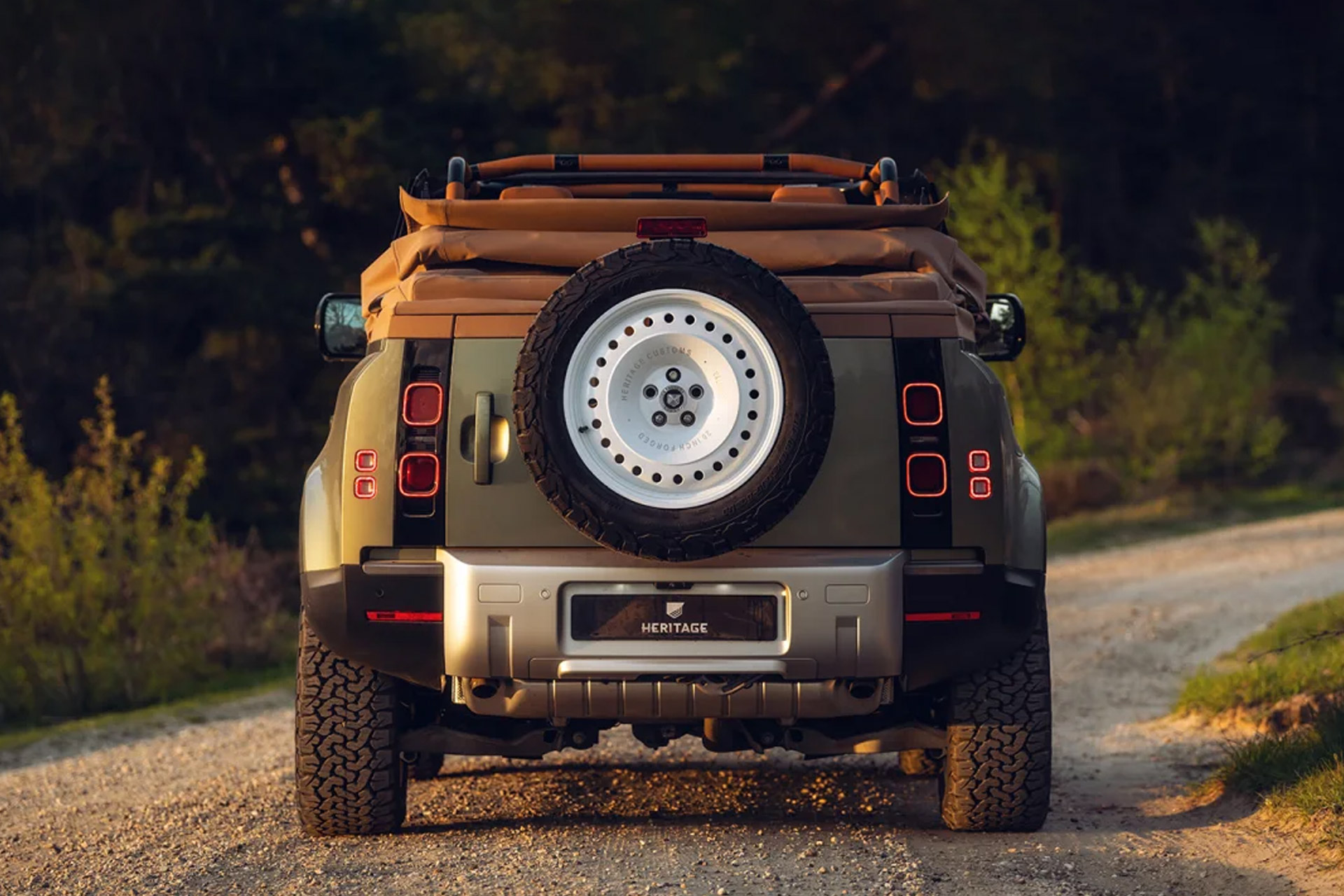 Heritage Valiance Land Rover Defender Convertible | Uncrate