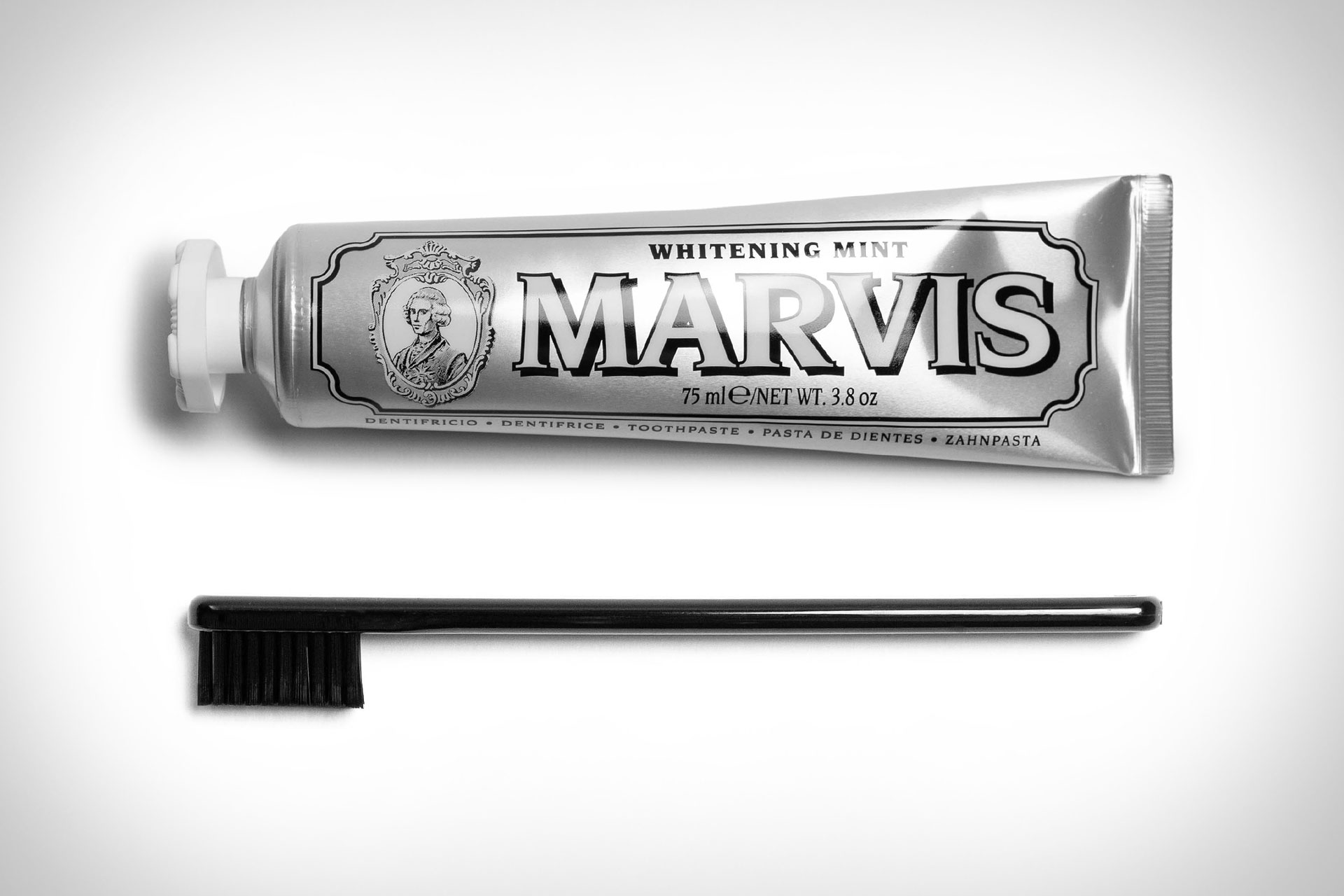 马维斯旅行套装 | Uncrate