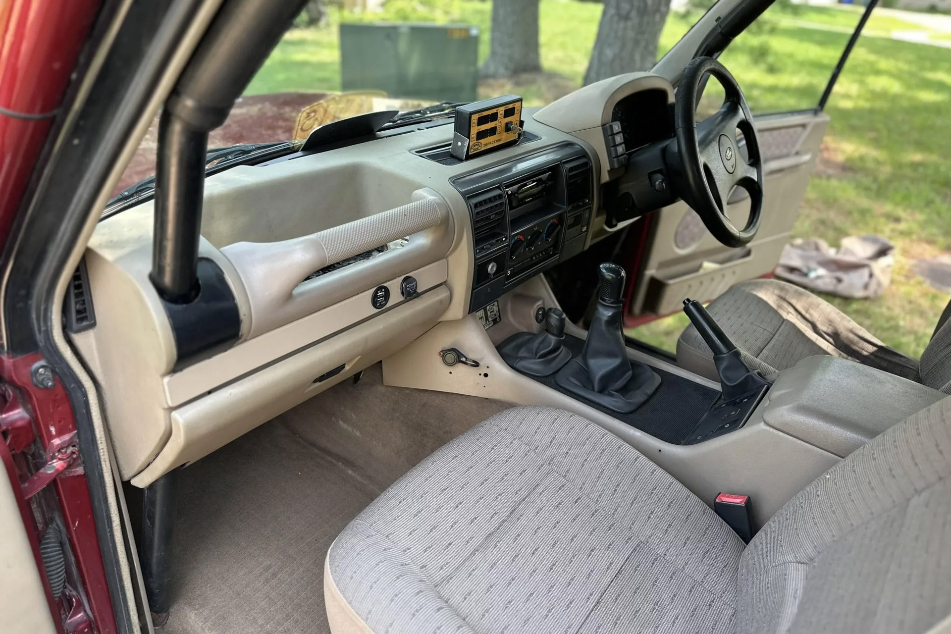 1996 Land Rover Discovery Camel Trophy Support Vehicle | Uncrate