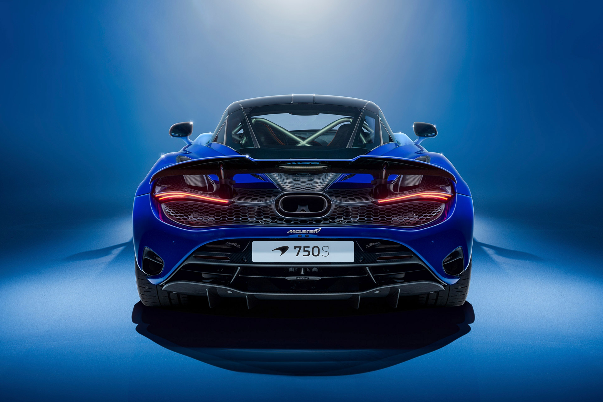 McLaren 750S Spectrum Theme | Uncrate