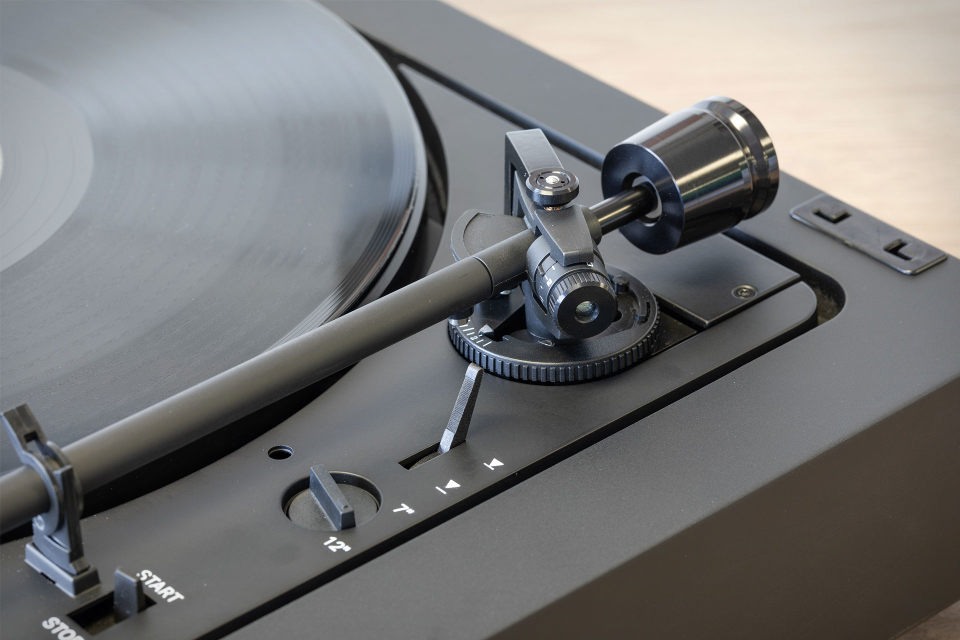 Tocadiscos Pro-Ject Automat A2 | Uncrate