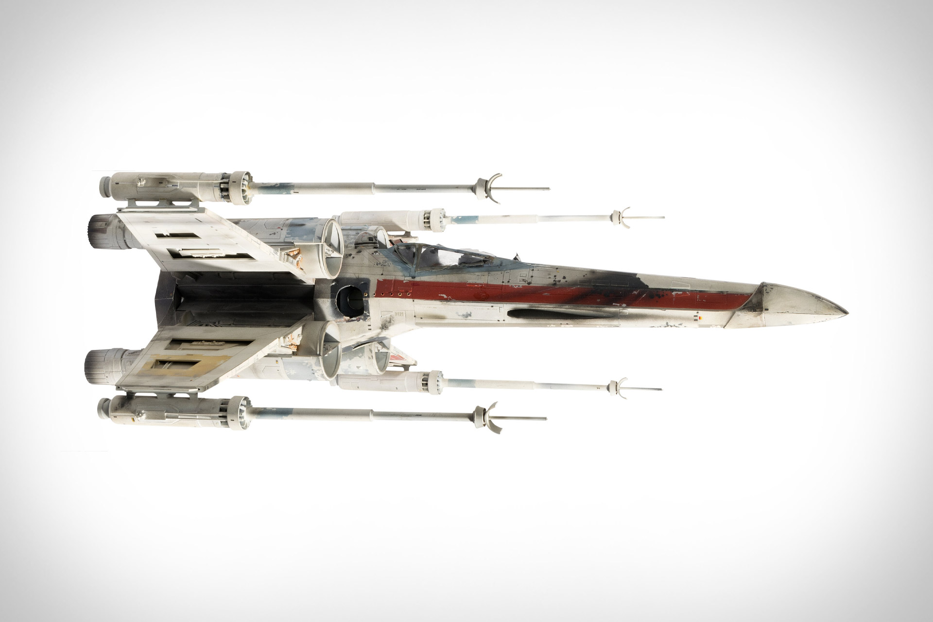 Screen-Matched Star Wars X-Wing Model | Uncrate