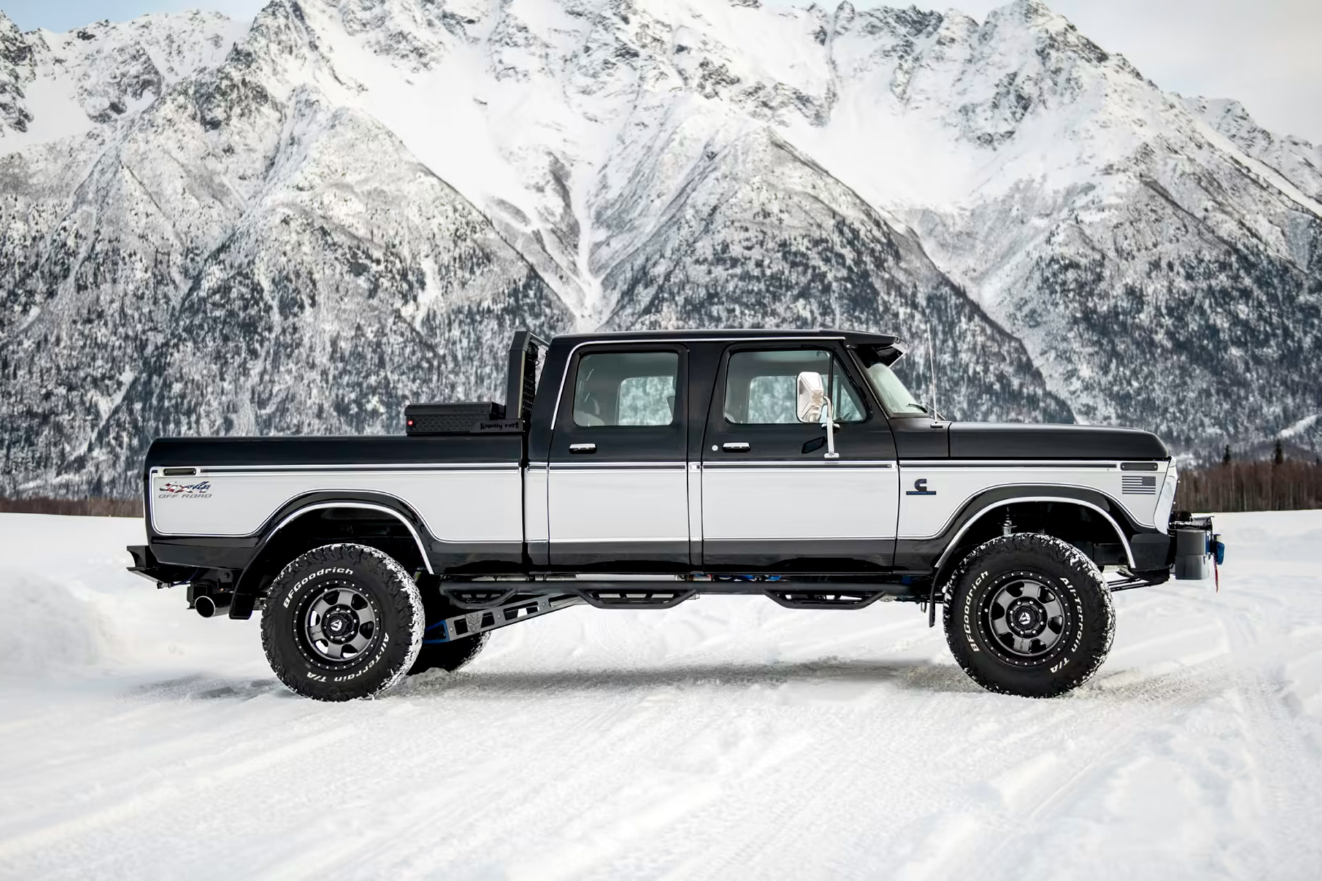 1975 Ford F250 Custom Truck | Uncrate