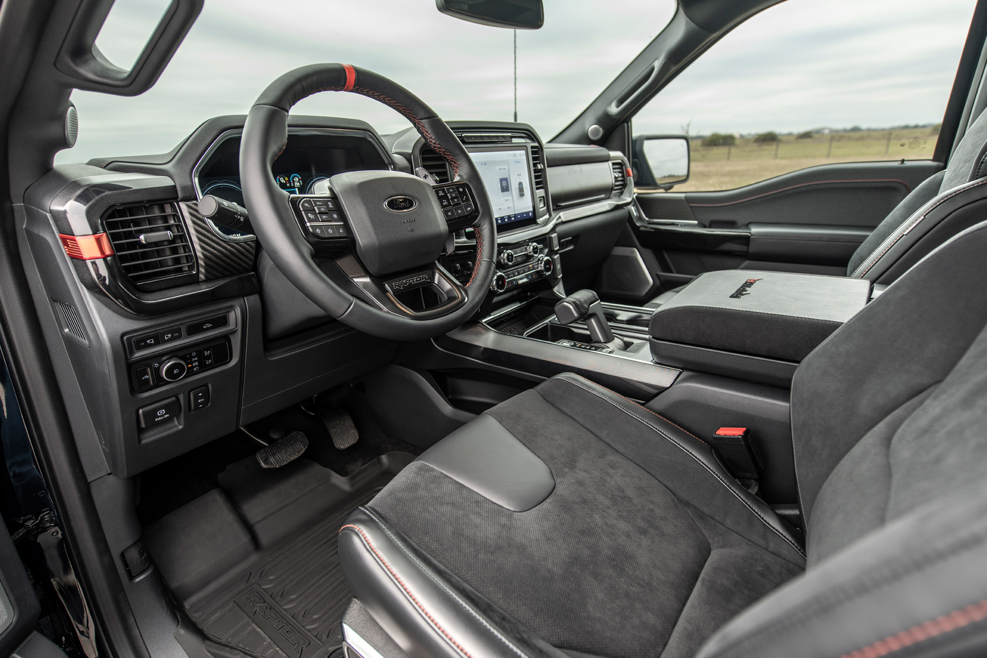 Hennessey VelociRaptoR 6X6 Ford Raptor R Truck | Uncrate Hennessey VelociRaptoR 6X6 Ford Raptor R Truck | Uncrate