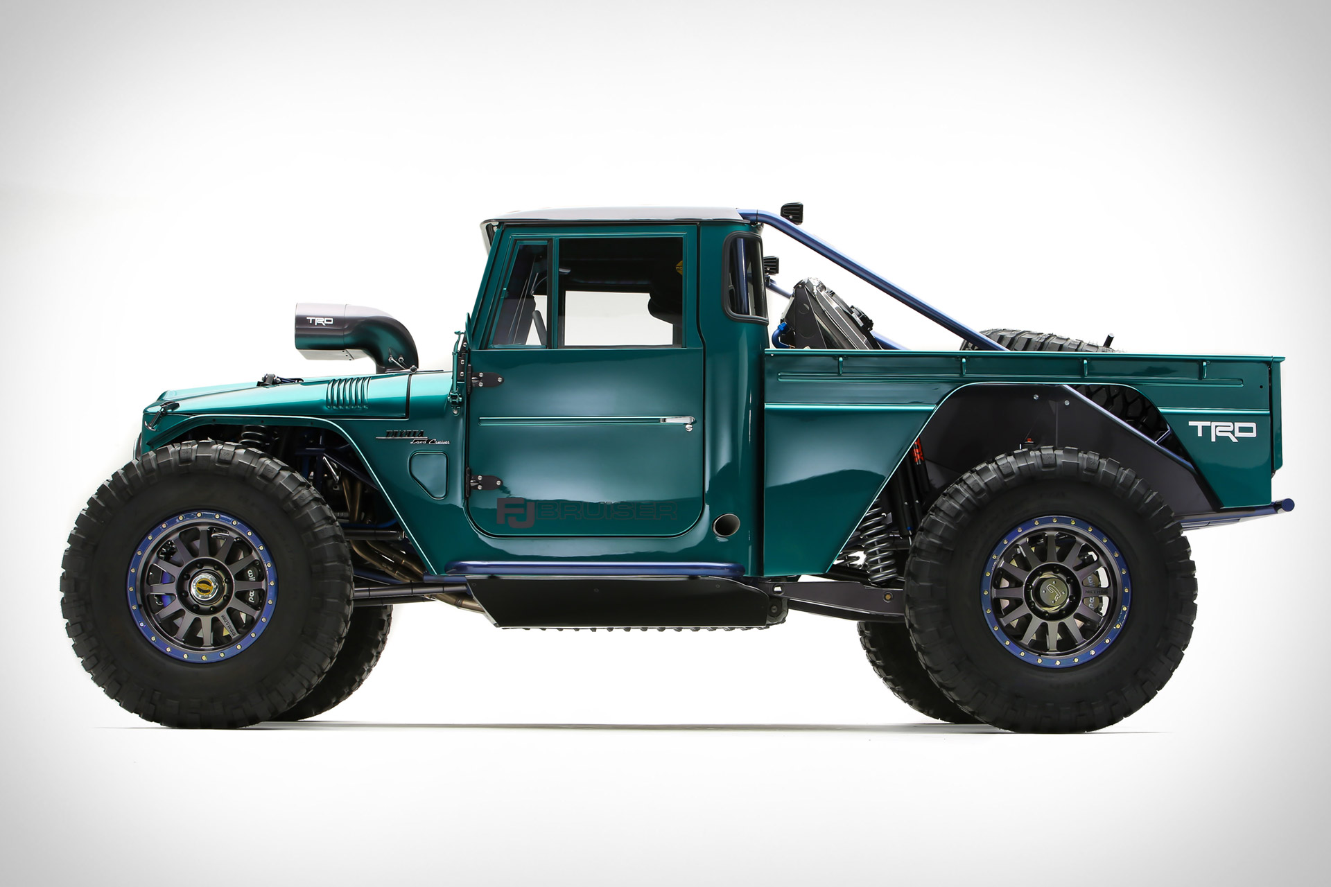 Toyota FJ Bruiser Rock Crawler Concept | Uncrate