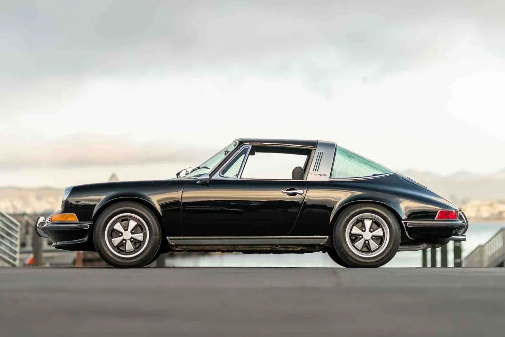 Ewan McGregor's 1972 Porsche 911 Targa | Uncrate