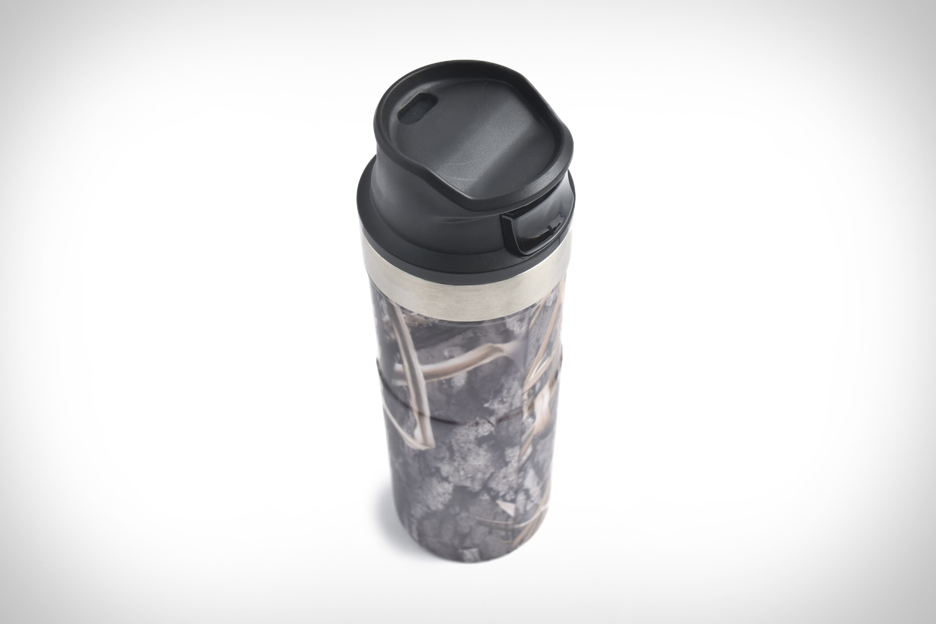 Stanley Classic Trigger-Action Travel Mug | Uncrate