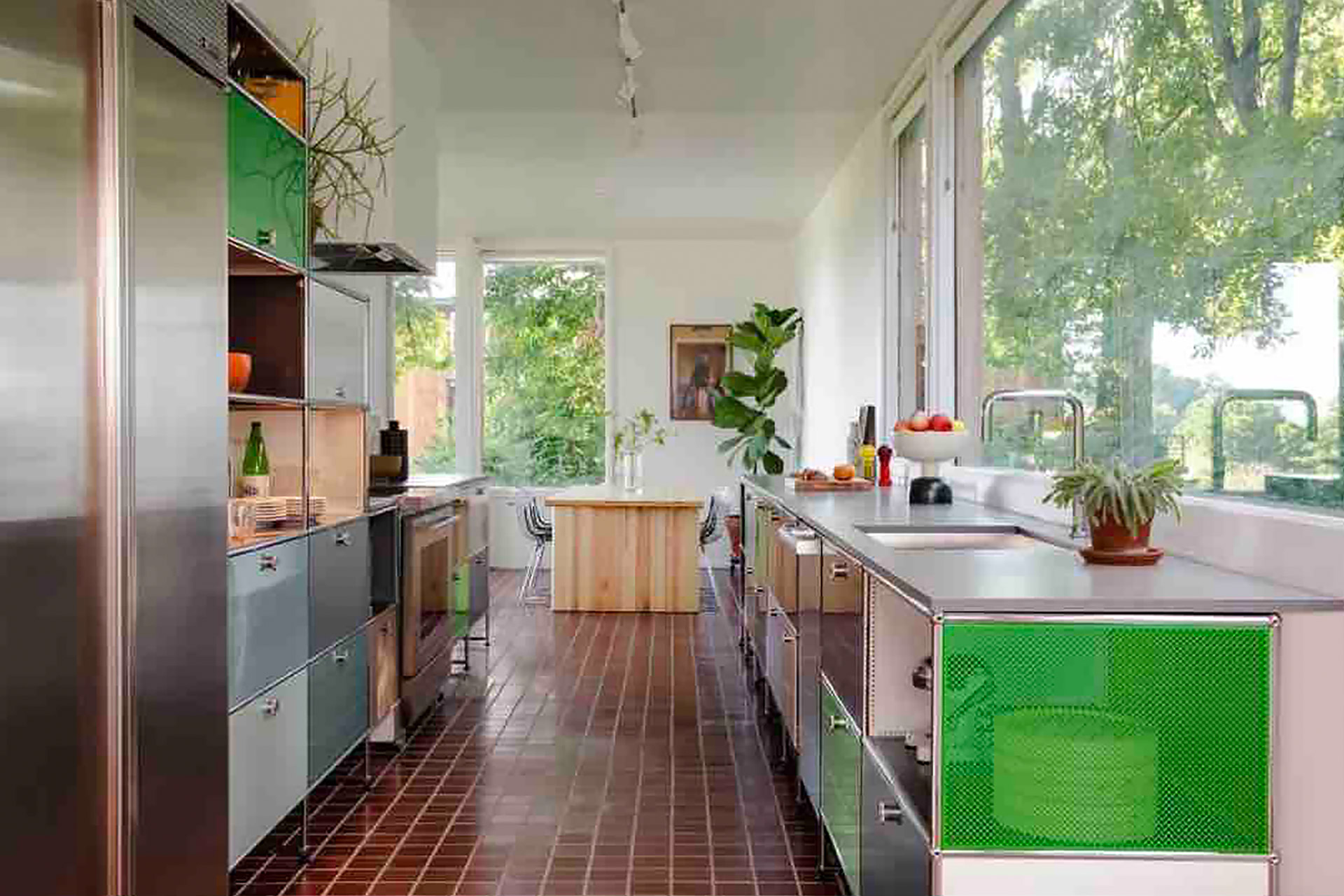 Philip Johnson's Wolfhouse | Uncrate