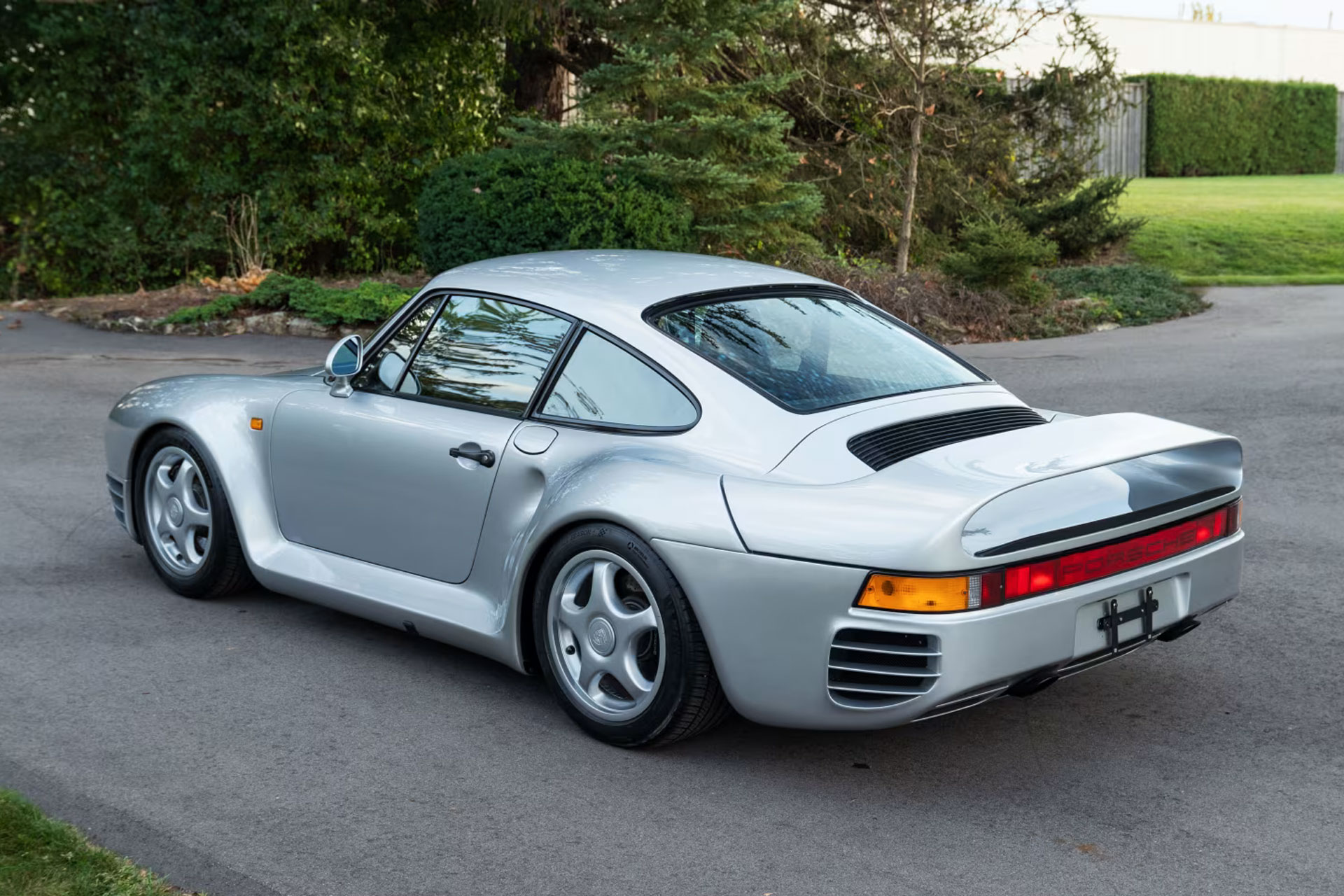 1987 Porsche 959 Komfort | Uncrate