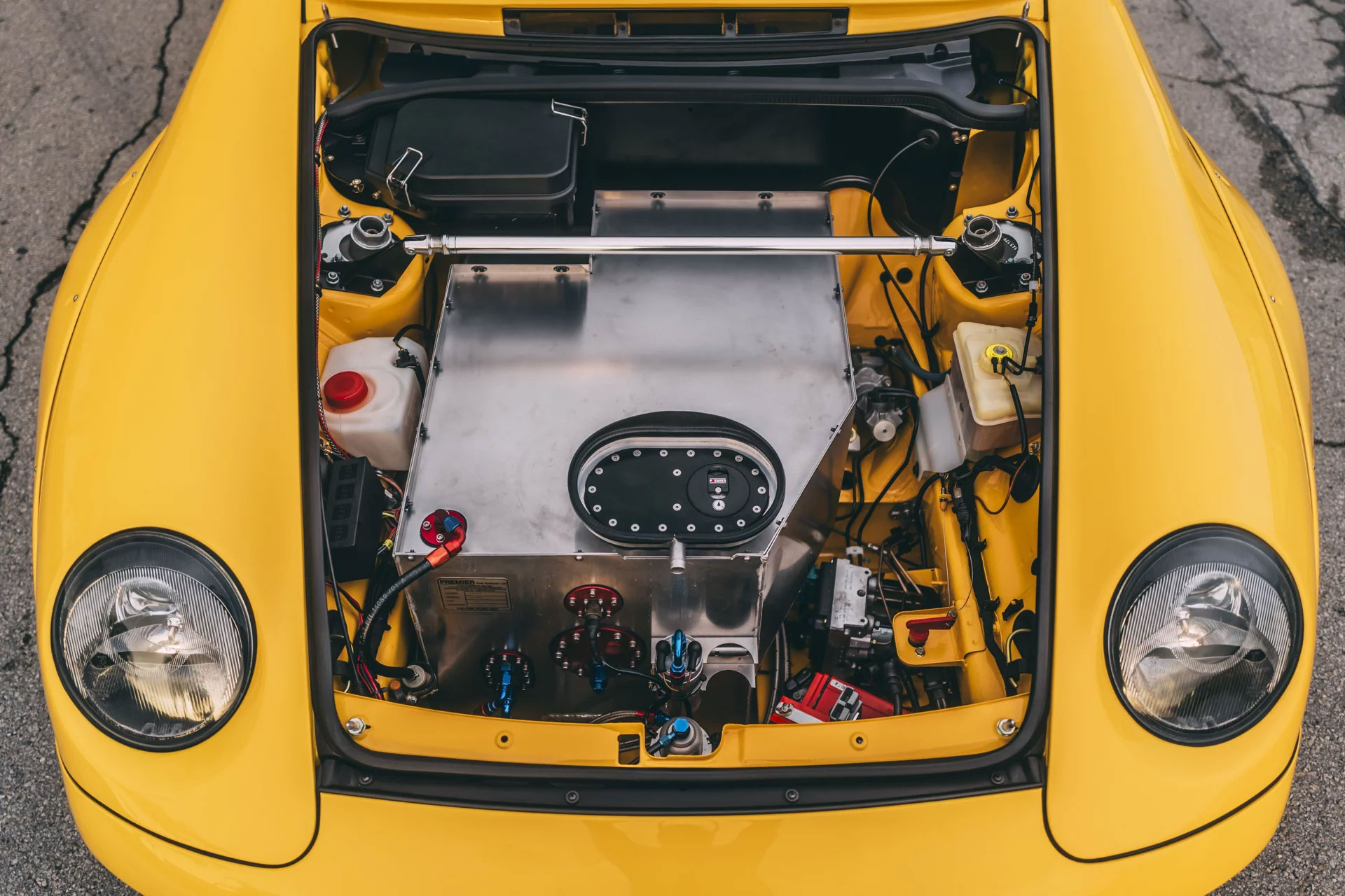 1996 Porsche 993 GT2R | Uncrate