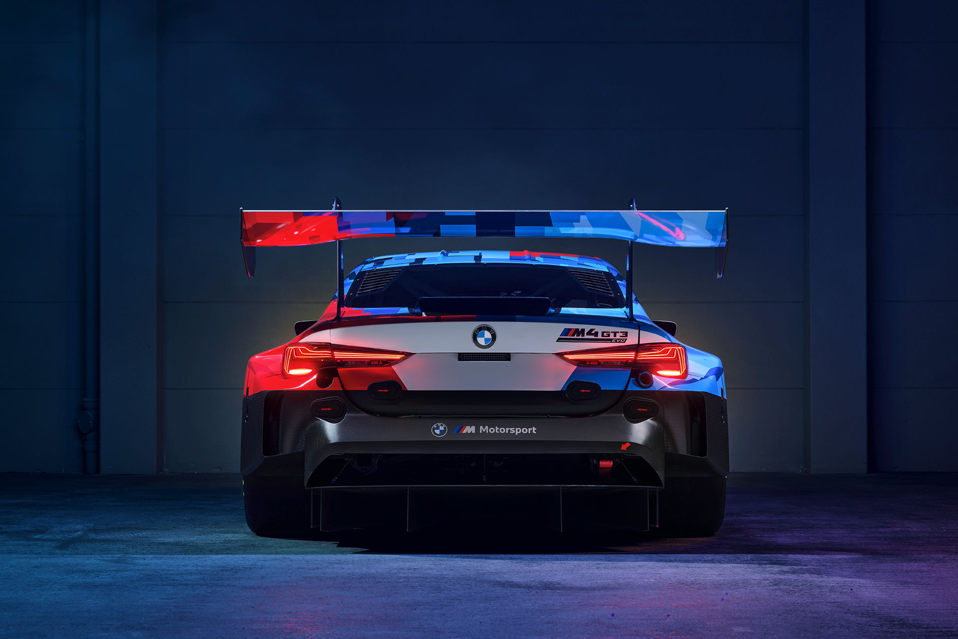 2025 BMW M4 GT3 EVO | Uncrate