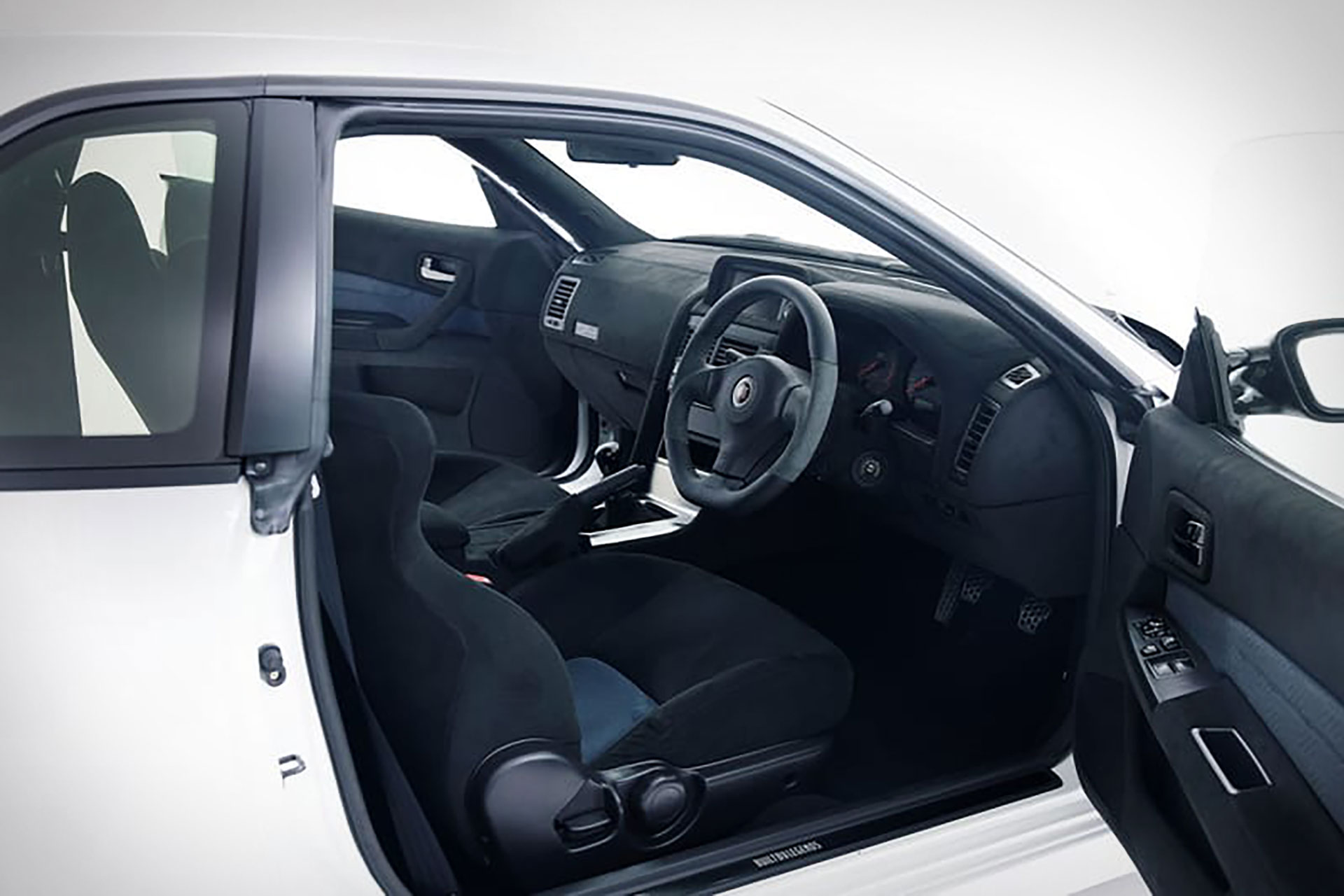 Built By Legends Nissan R34 Skyline GT-R | Uncrate