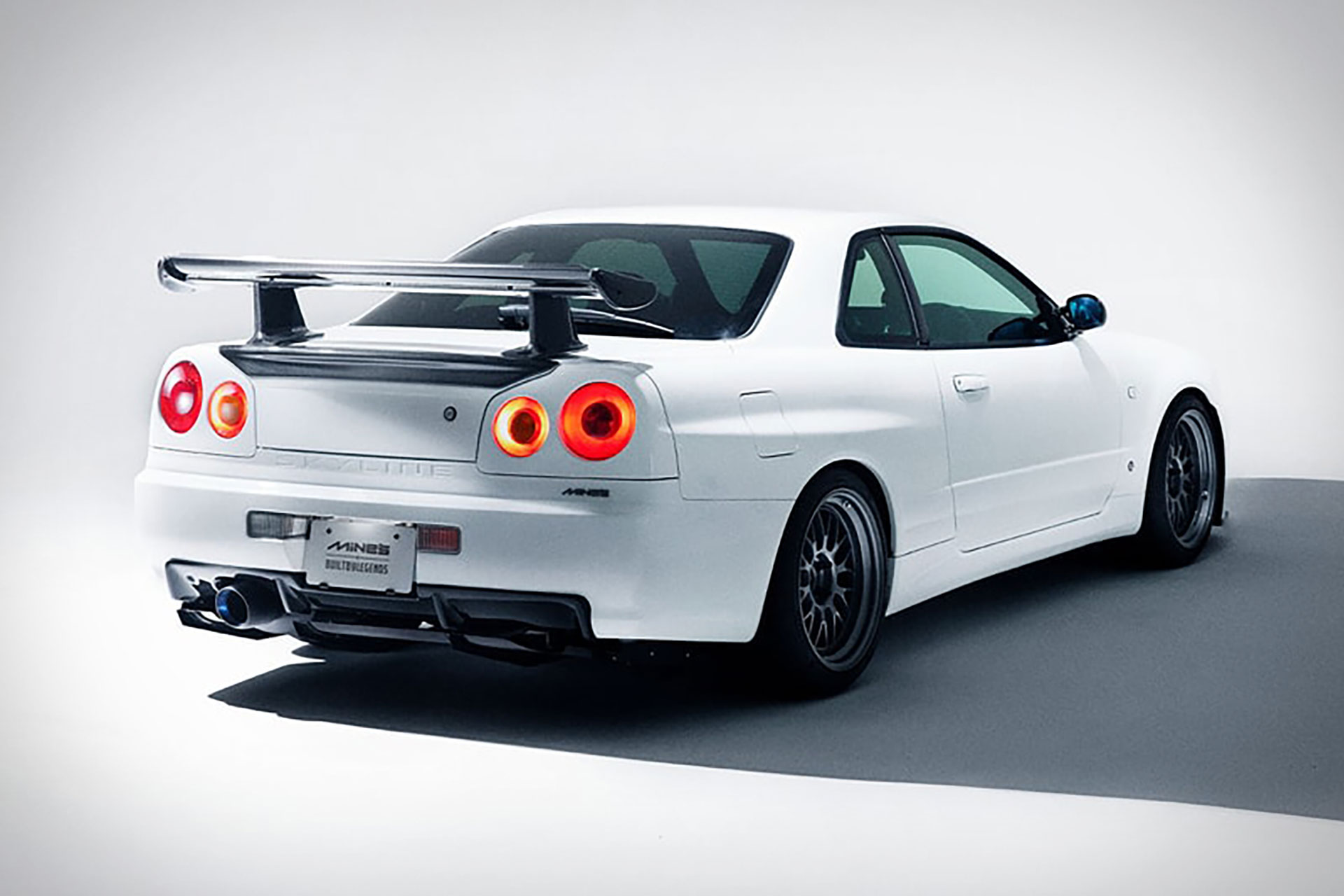Built By Legends Nissan R34 Skyline GT-R | Uncrate