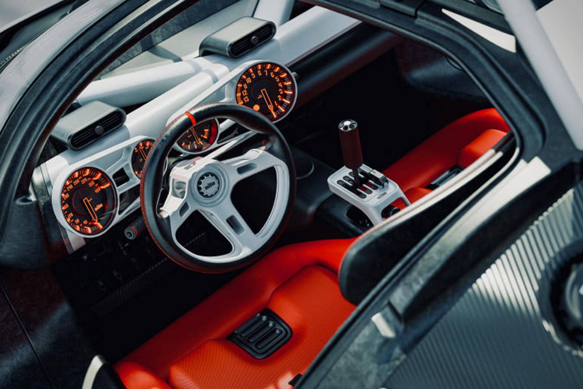 Nilu27 NILU Hypercar | Uncrate