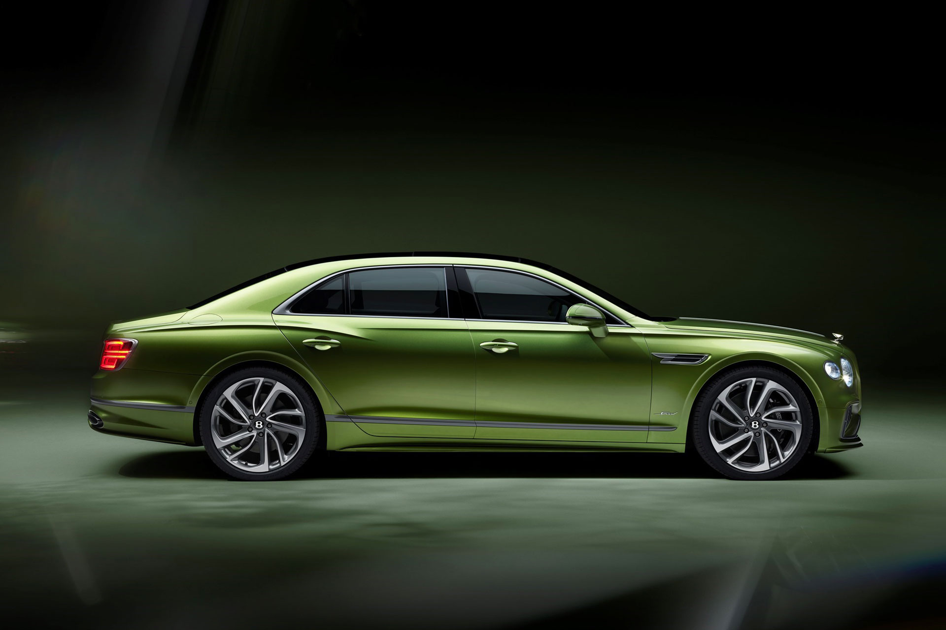 2025 Bentley Flying Spur Speed | Uncrate