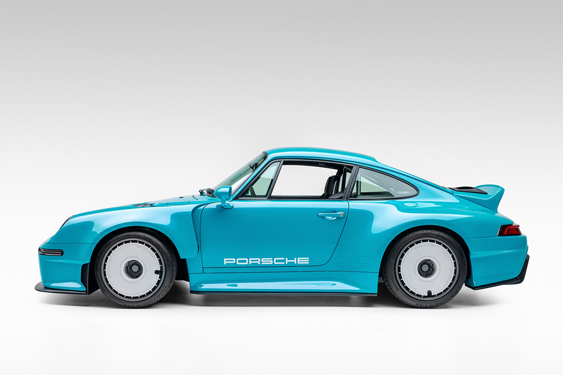 Gunther Werks GWR Porsche 911 Restomod | Uncrate
