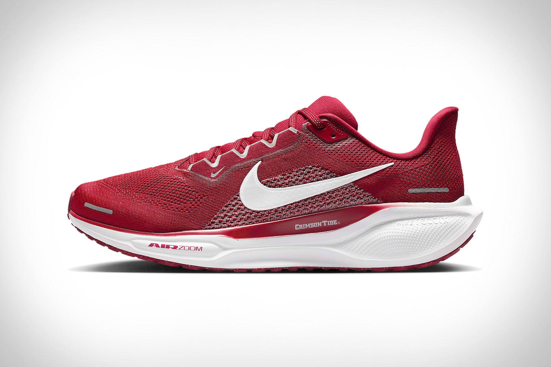 Nike College Pegasus 41 Running Shoes | Uncrate