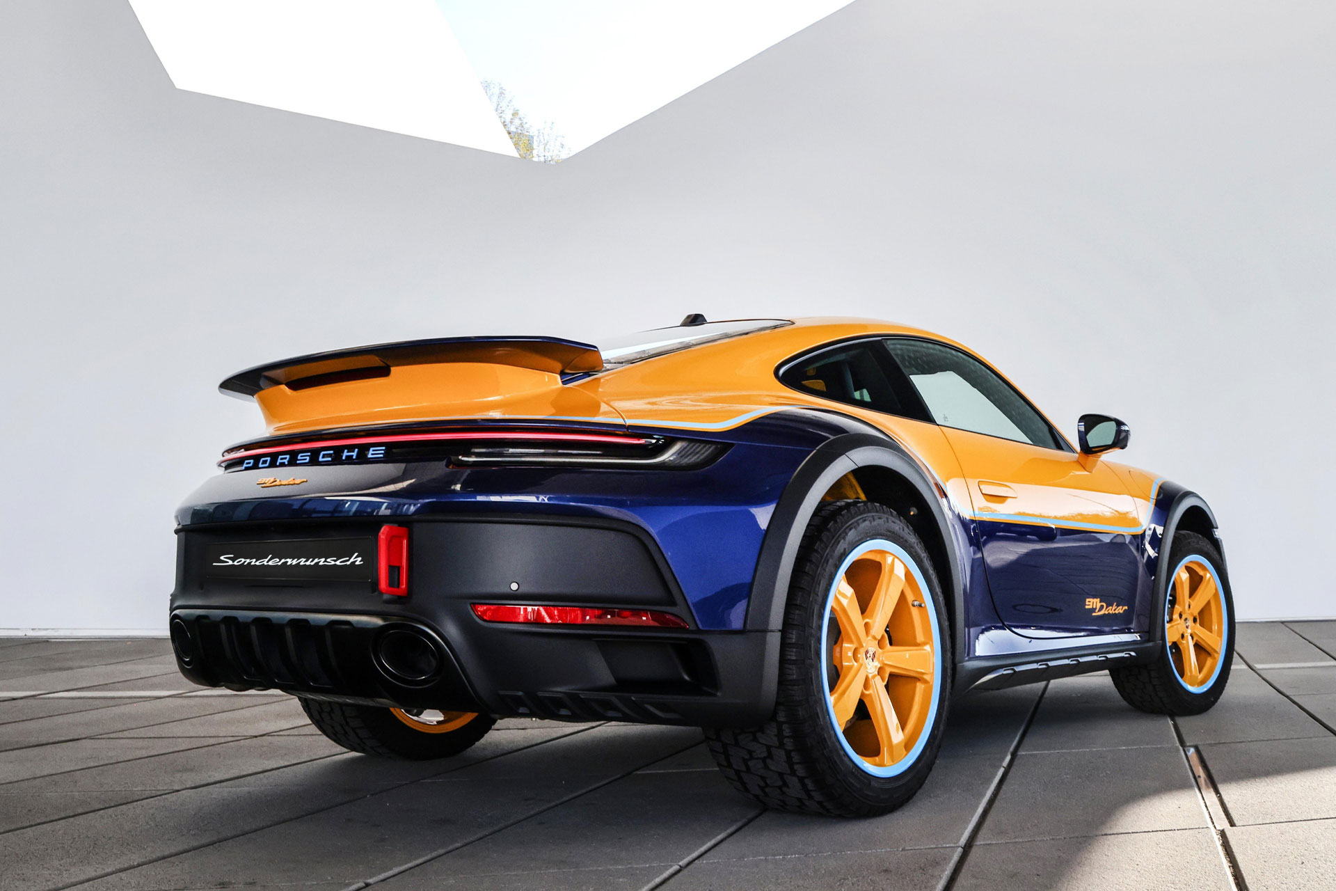 Porsche x Luca Trazzi Sonderwunsch 911 Dakar | Uncrate