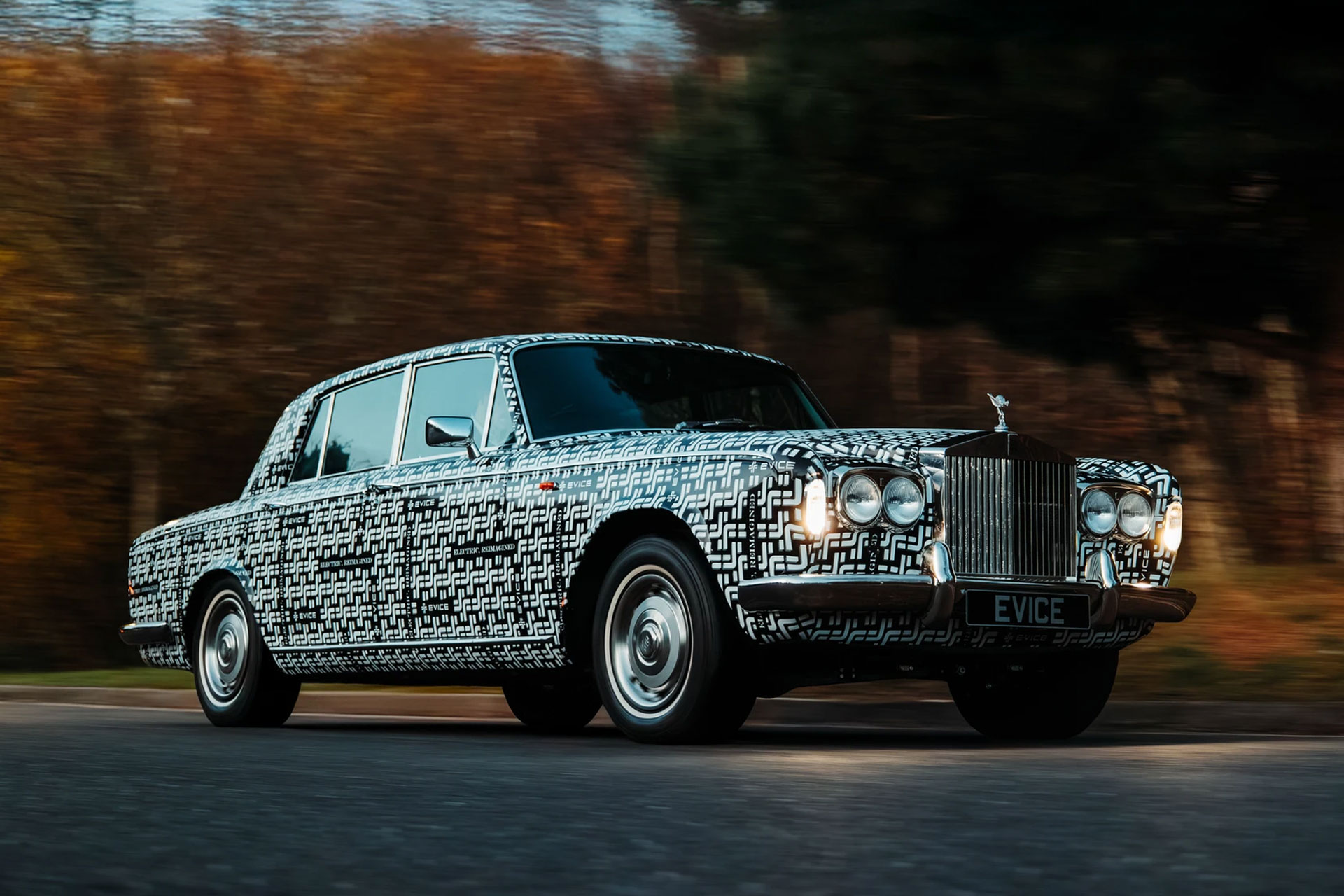 Extraordinary Chrysler 300 Conversion Rolls Royce Images